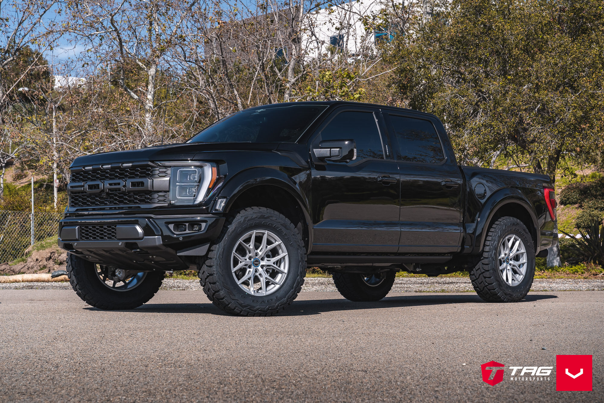 FORD RAPTOR - HYBRID FORGED SERIES: HF6-4 - Vossen Wheels