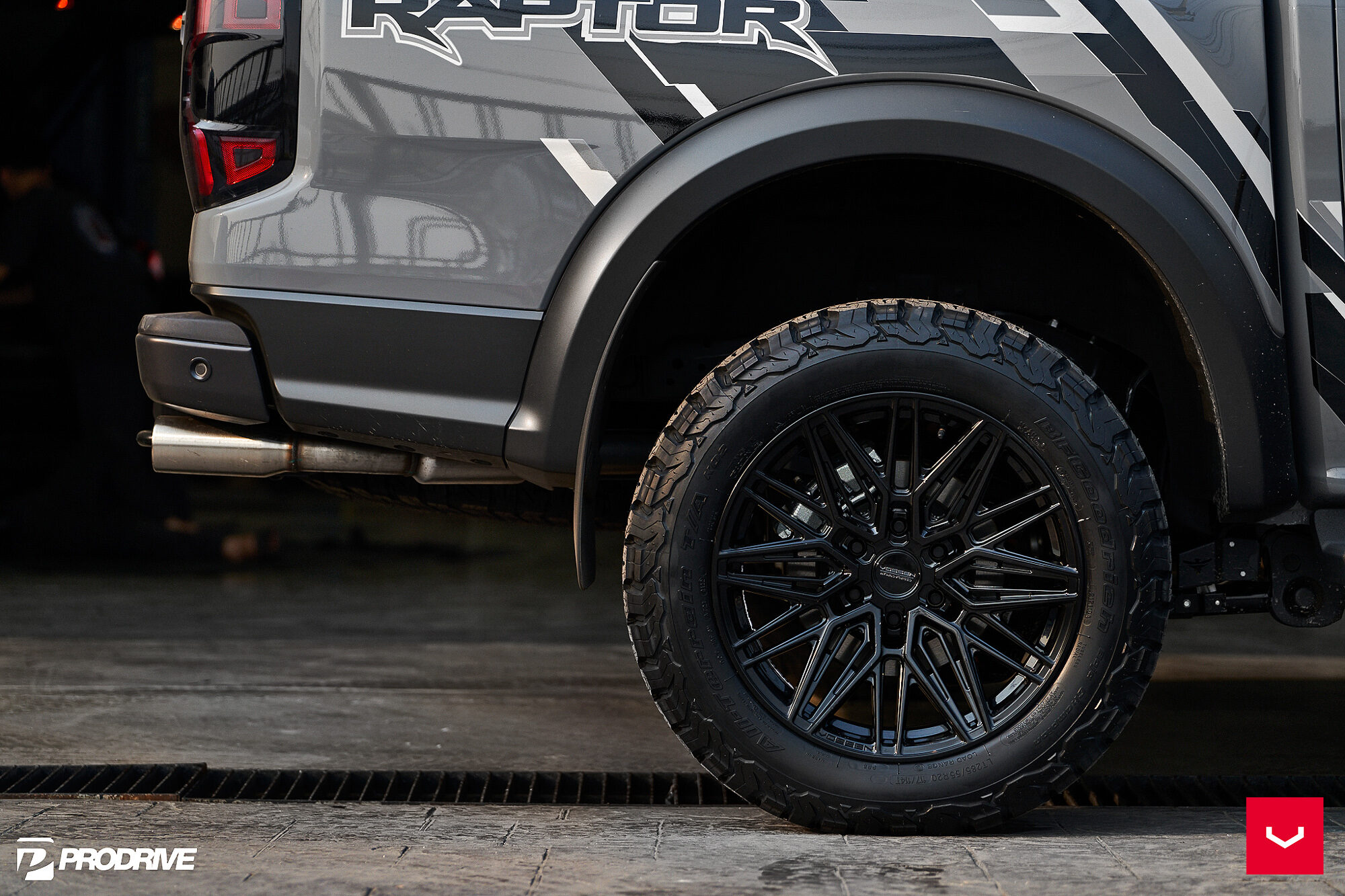 FORD RANGER RAPTOR - HYBRID FORGED SERIES: HF6-5 - Vossen Wheels
