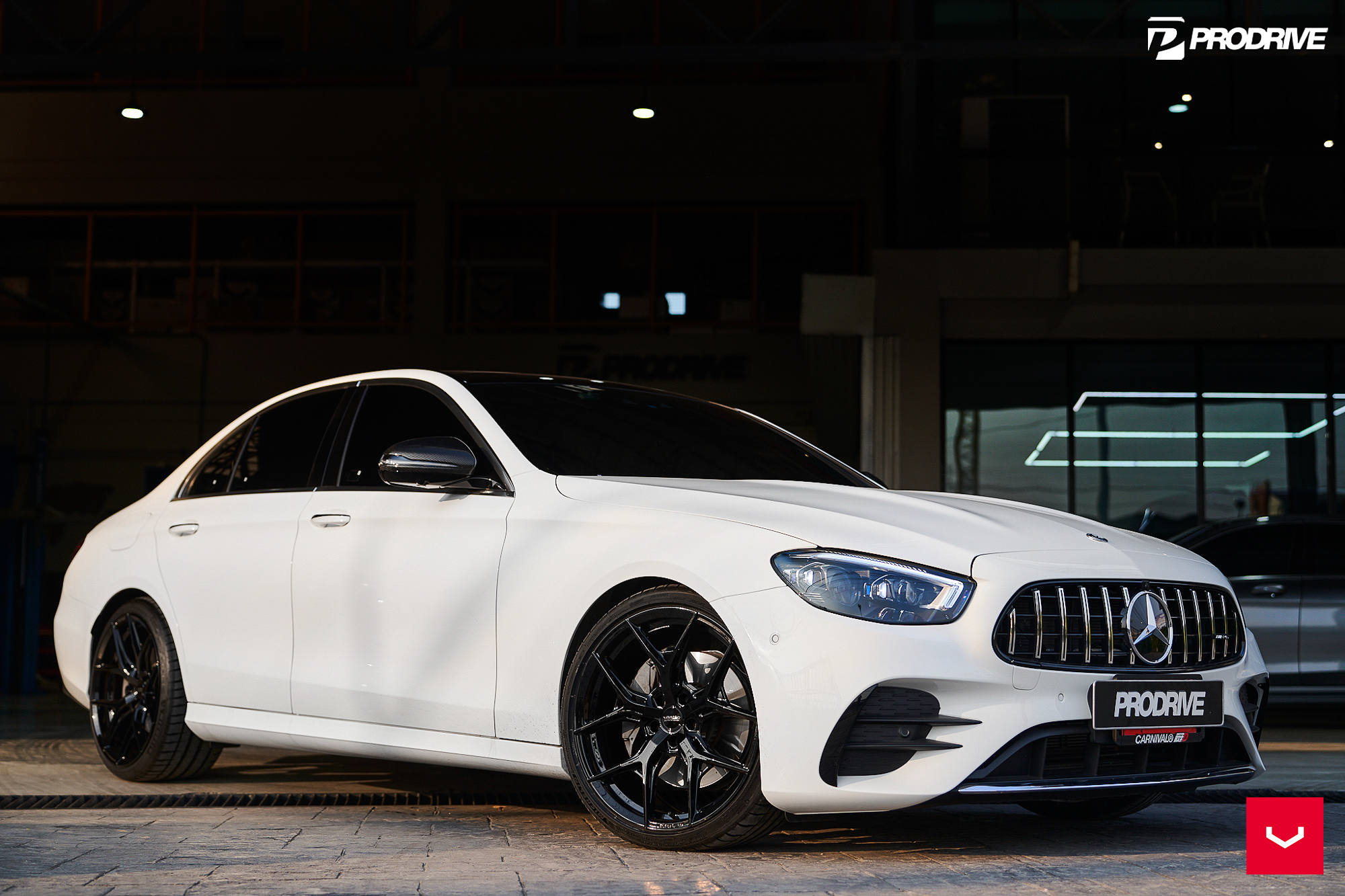 MERCEDES E300e - HYBRID FORGED SERIES: HF-5 - Vossen Wheels