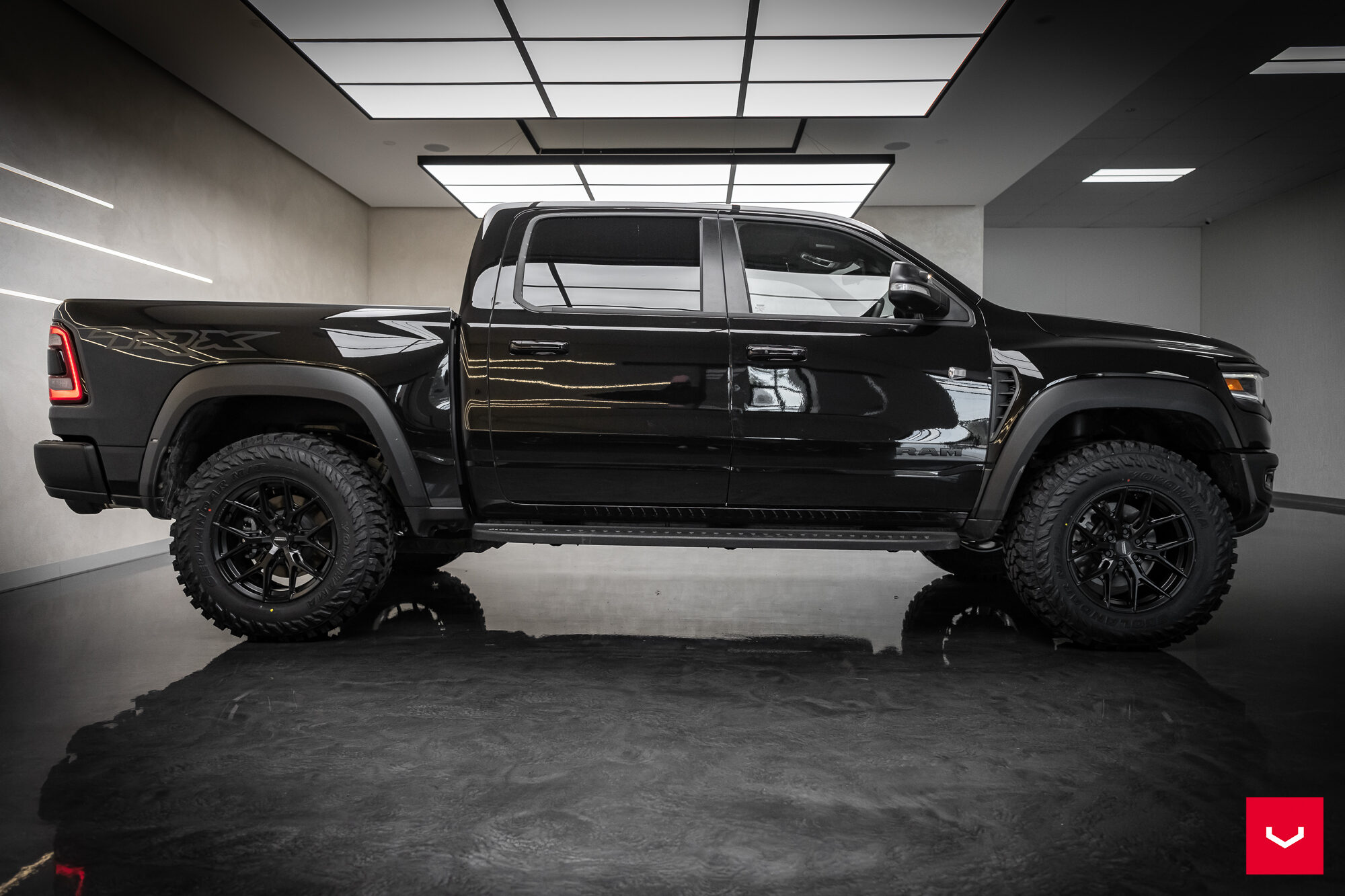 RAM TRX - HYBRID FORGED SERIES: HF6-4 - Vossen Wheels