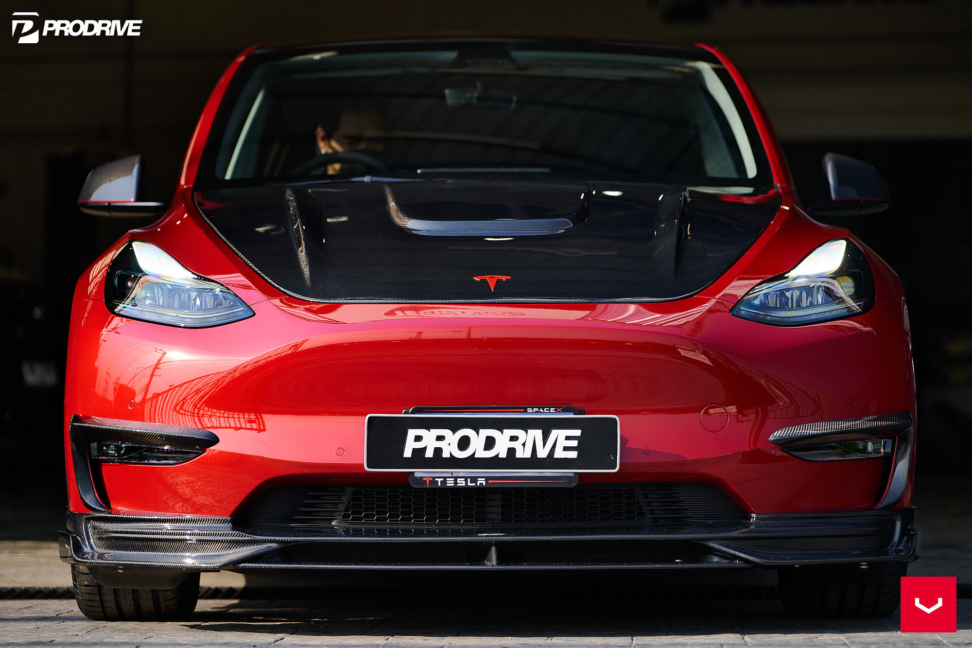 TESLA MODEL Y - HYBRID FORGED SERIES: HF-7 - Vossen Wheels