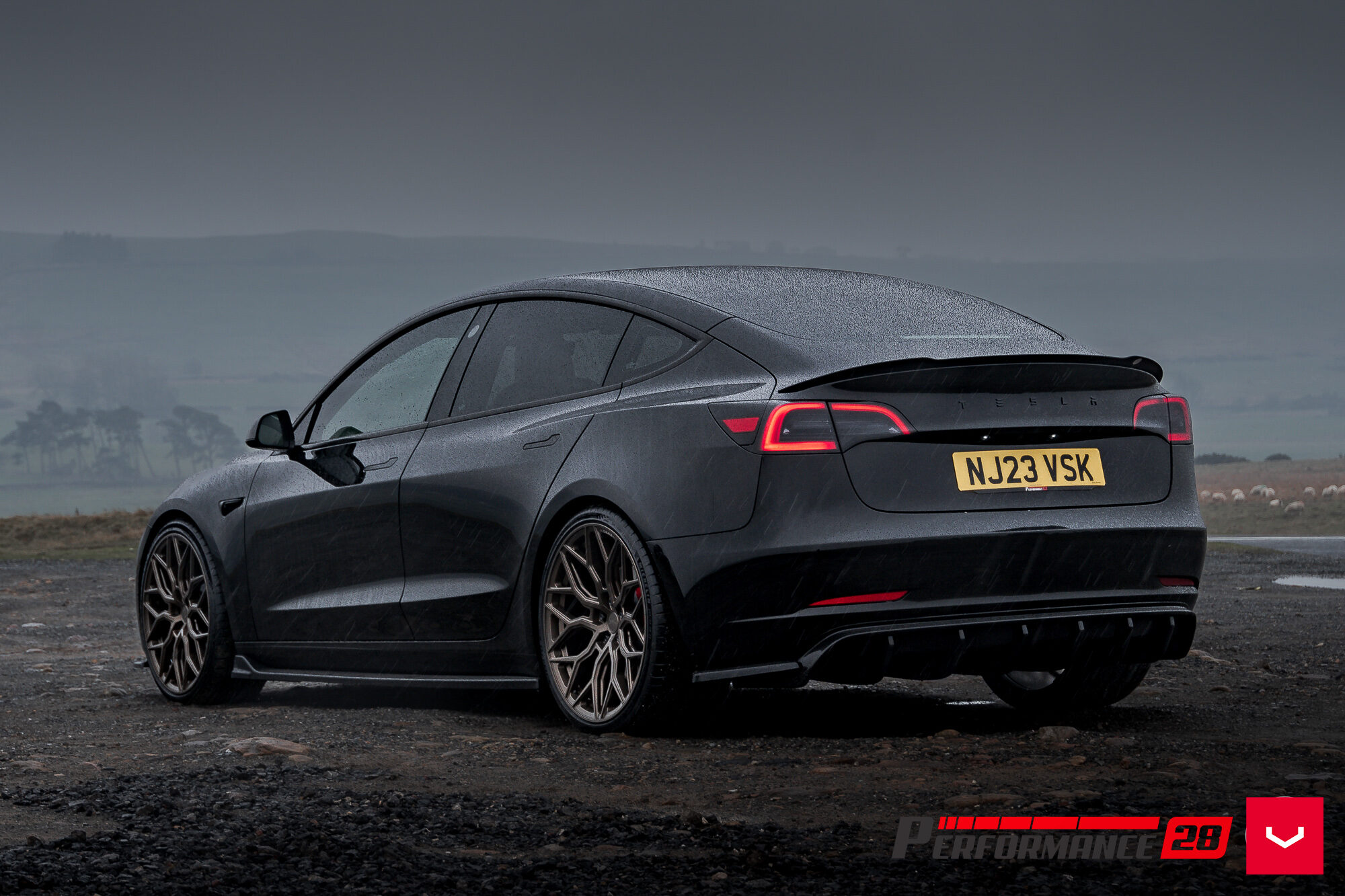 TESLA MODEL 3 PERFORMANCE - HYBRID FORGED SERIES: HF-2 - Vossen Wheels