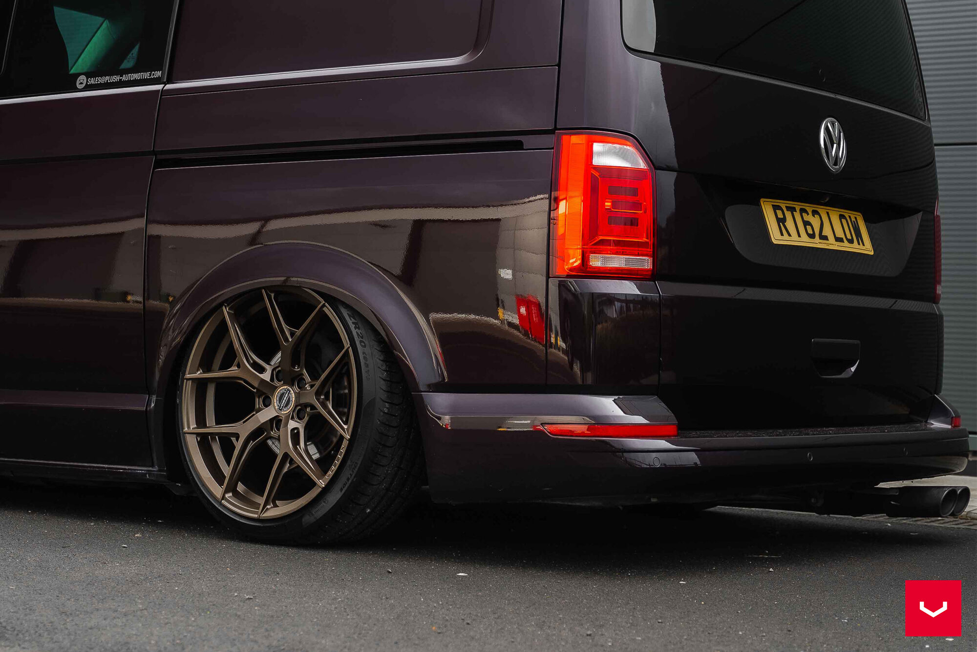 VW T6 TRANSPORTER - HYBRID FORGED SERIES: HF-5 - Vossen Wheels