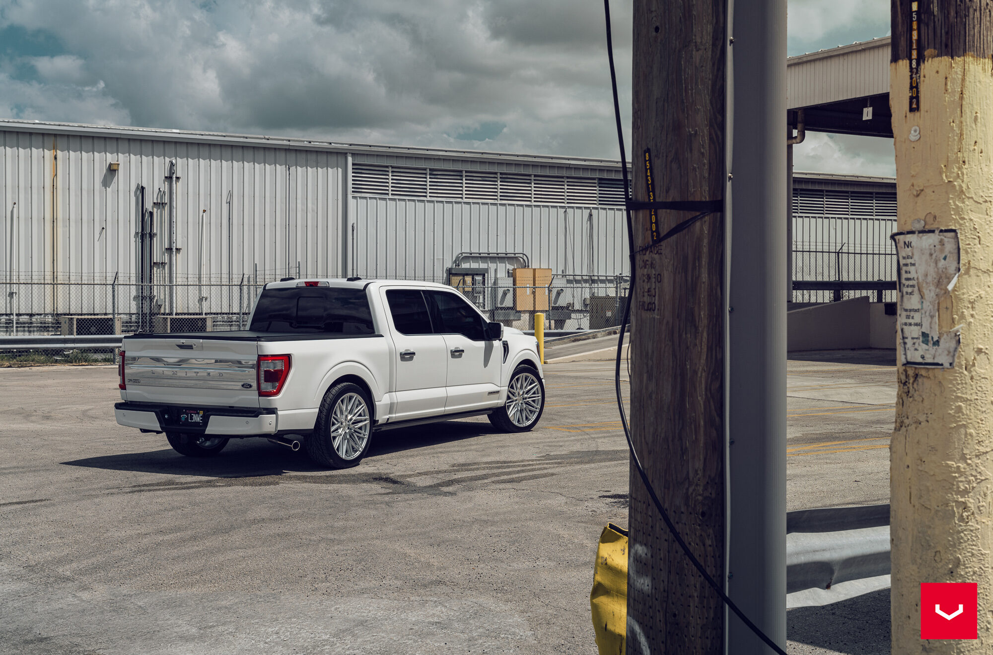 FORD F-150 LIMITED - HYBRID FORGED SERIES: HF6-5 - Vossen Wheels