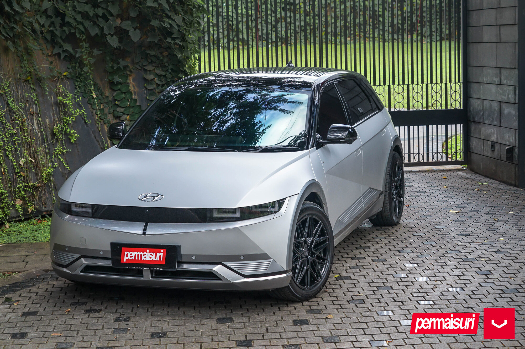 HYUNDAI IONIQ 5 - HYBRID FORGED SERIES: HF-7 - Vossen Wheels