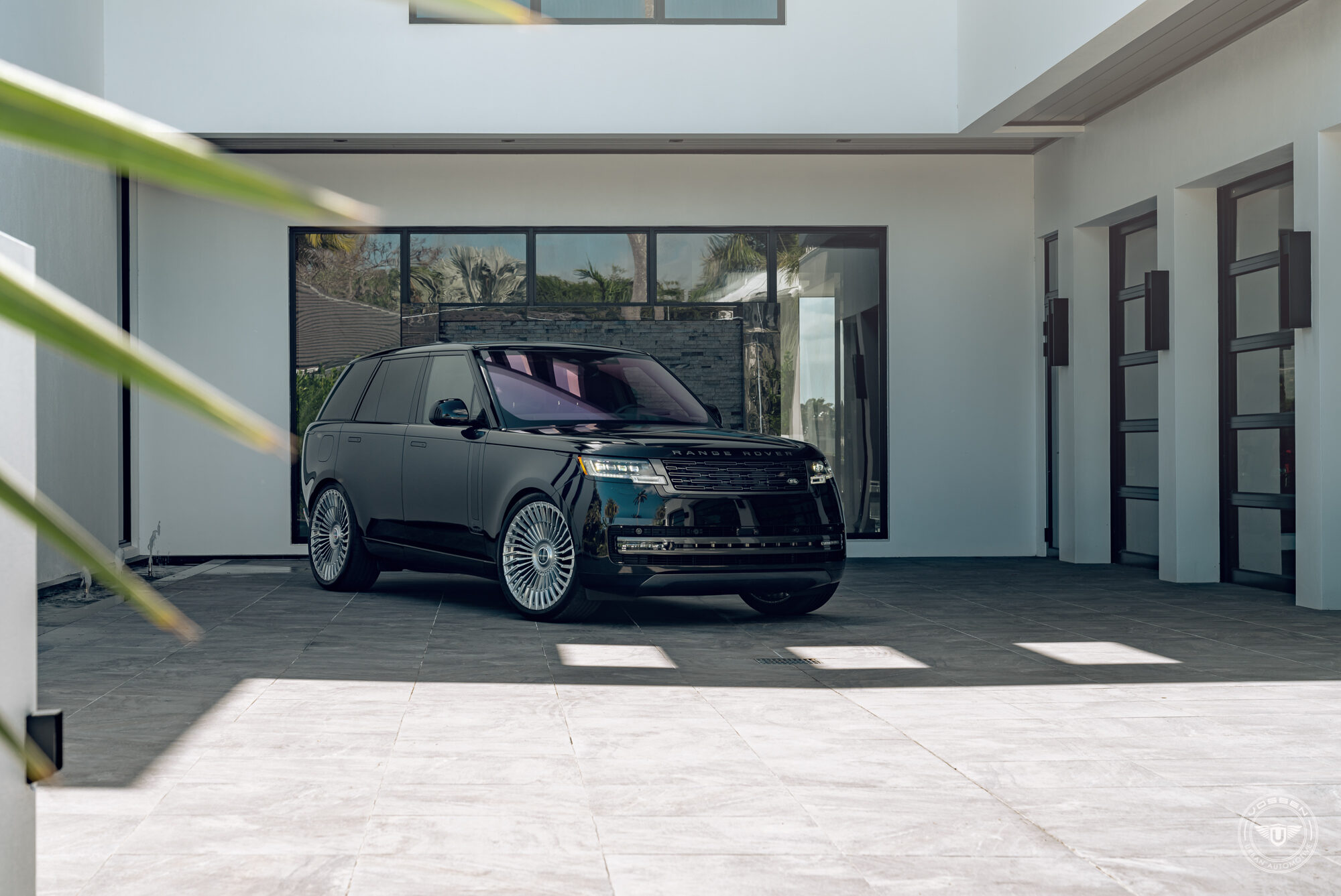 NEW RANGE ROVER - URBAN AUTOMOTIVE X VOSSEN: UV-5 - Vossen Wheels