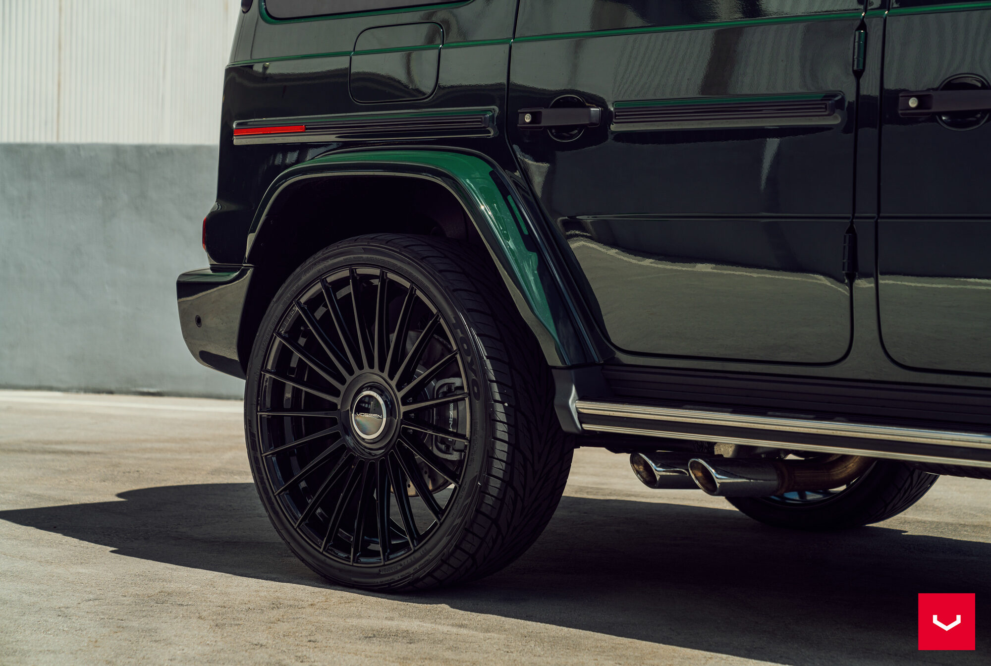 MERCEDES G63 AMG - HYBRID FORGED SERIES: HF-8 - Vossen Wheels