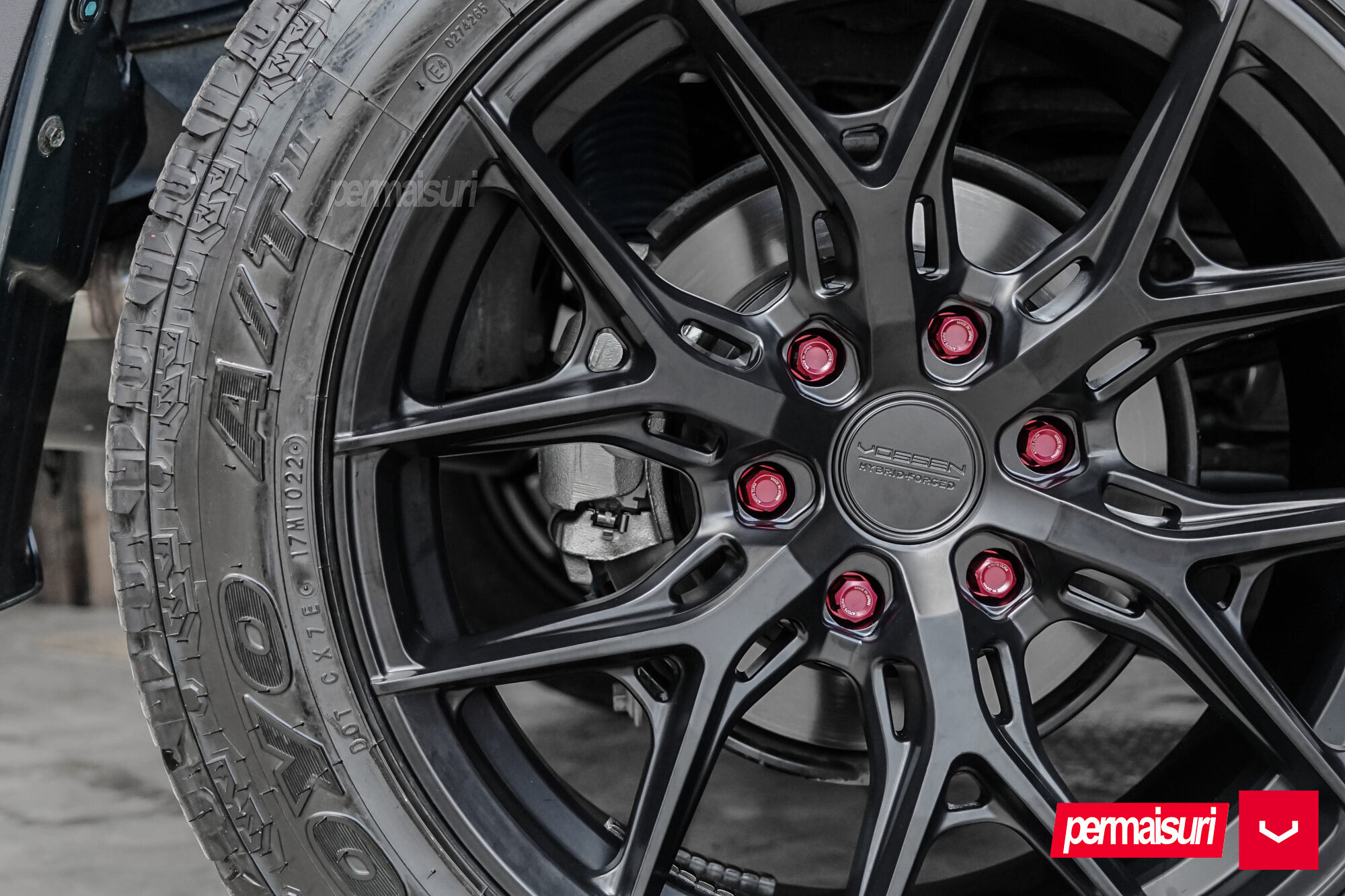 TOYOTA FORTUNER - HYBRID FORGED SERIES: HF6-4 - Vossen Wheels