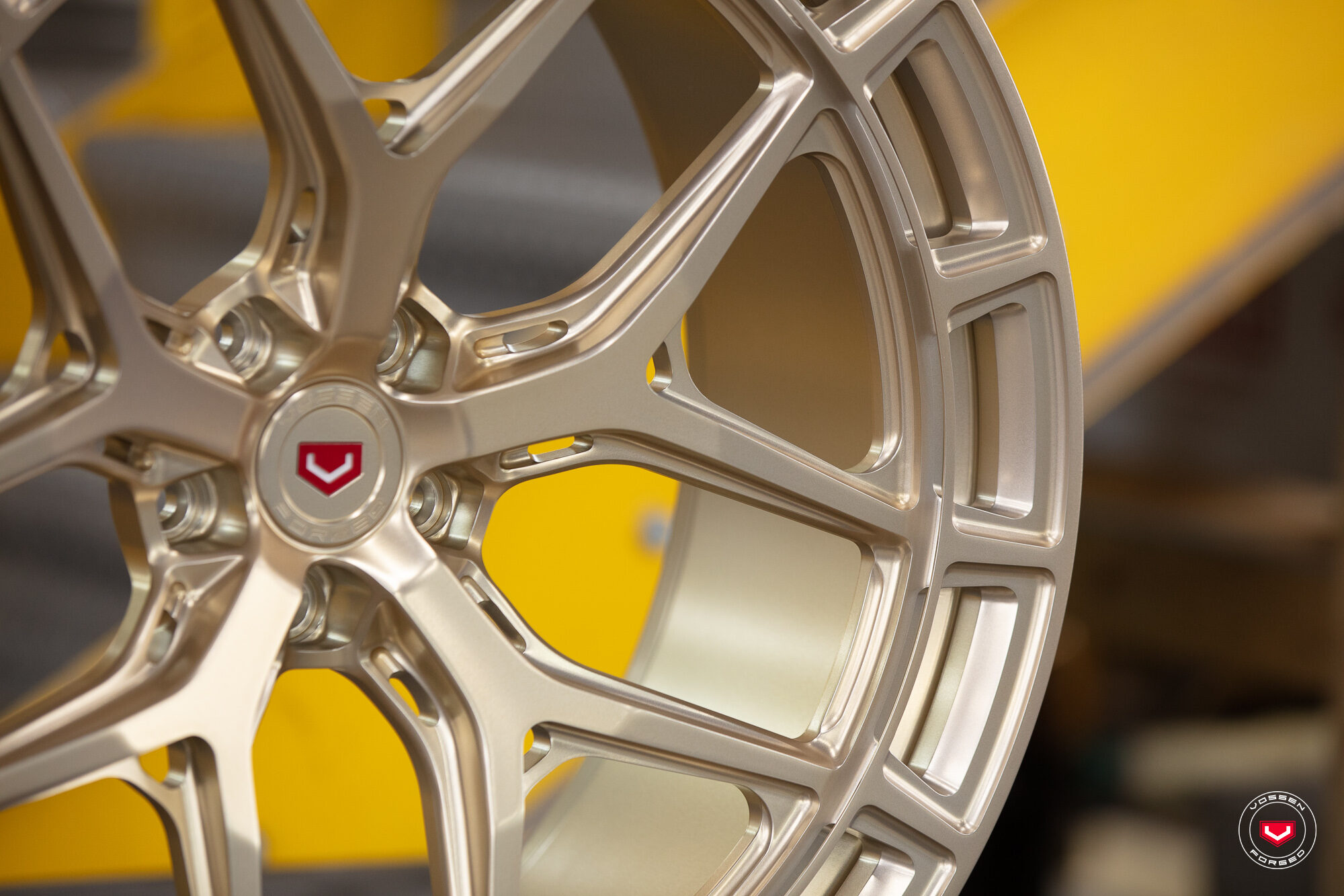 LC3 SERIES: LC3-01 - Vossen Wheels
