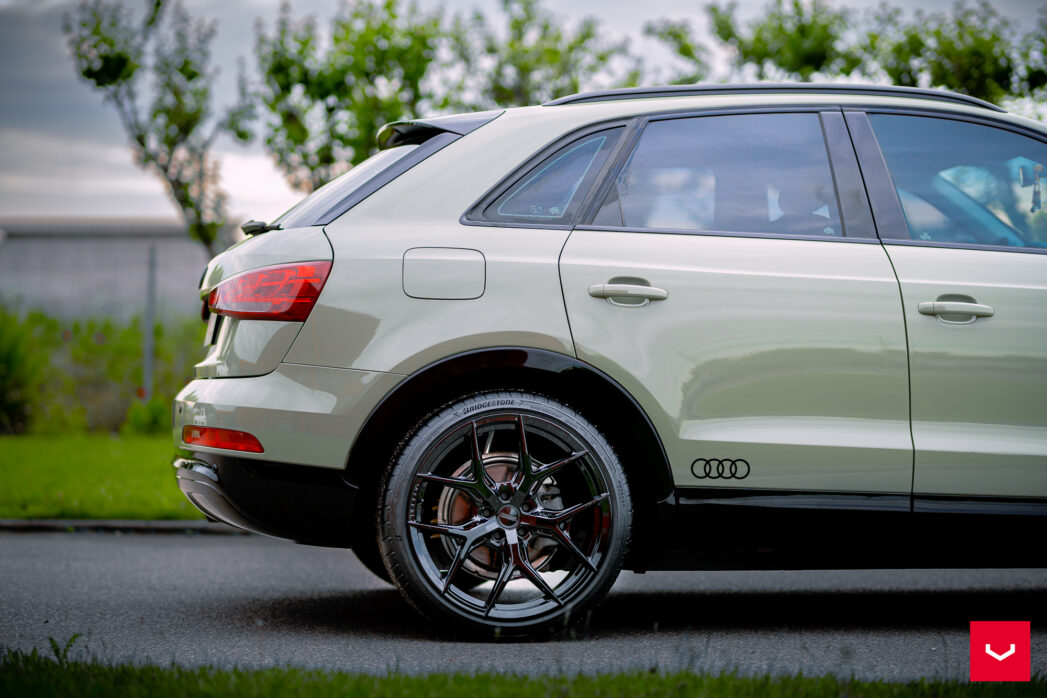 AUDI Q3 - HYBRID FORGED SERIES: HF-5 - Vossen Wheels