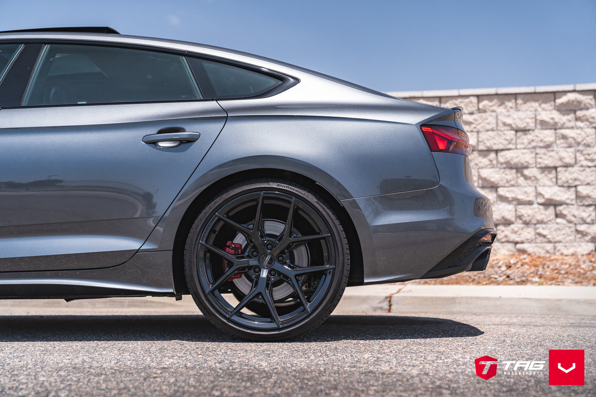AUDI S5 SPORTBACK - HYBRID FORGED SERIES: HF-5 - Vossen Wheels
