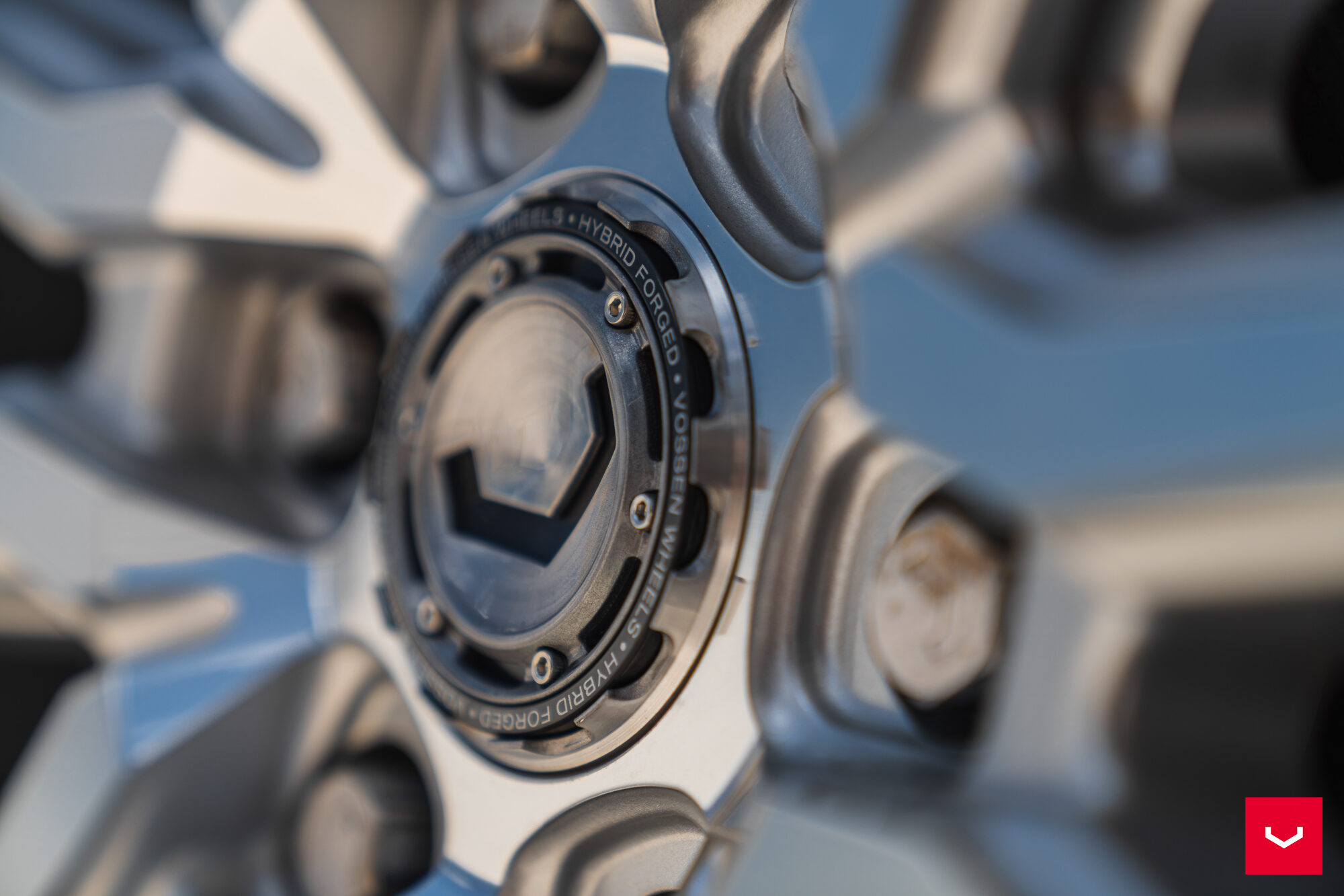 FORD F-150 - HYBRID FORGED SERIES: HF6-1 - Vossen Wheels