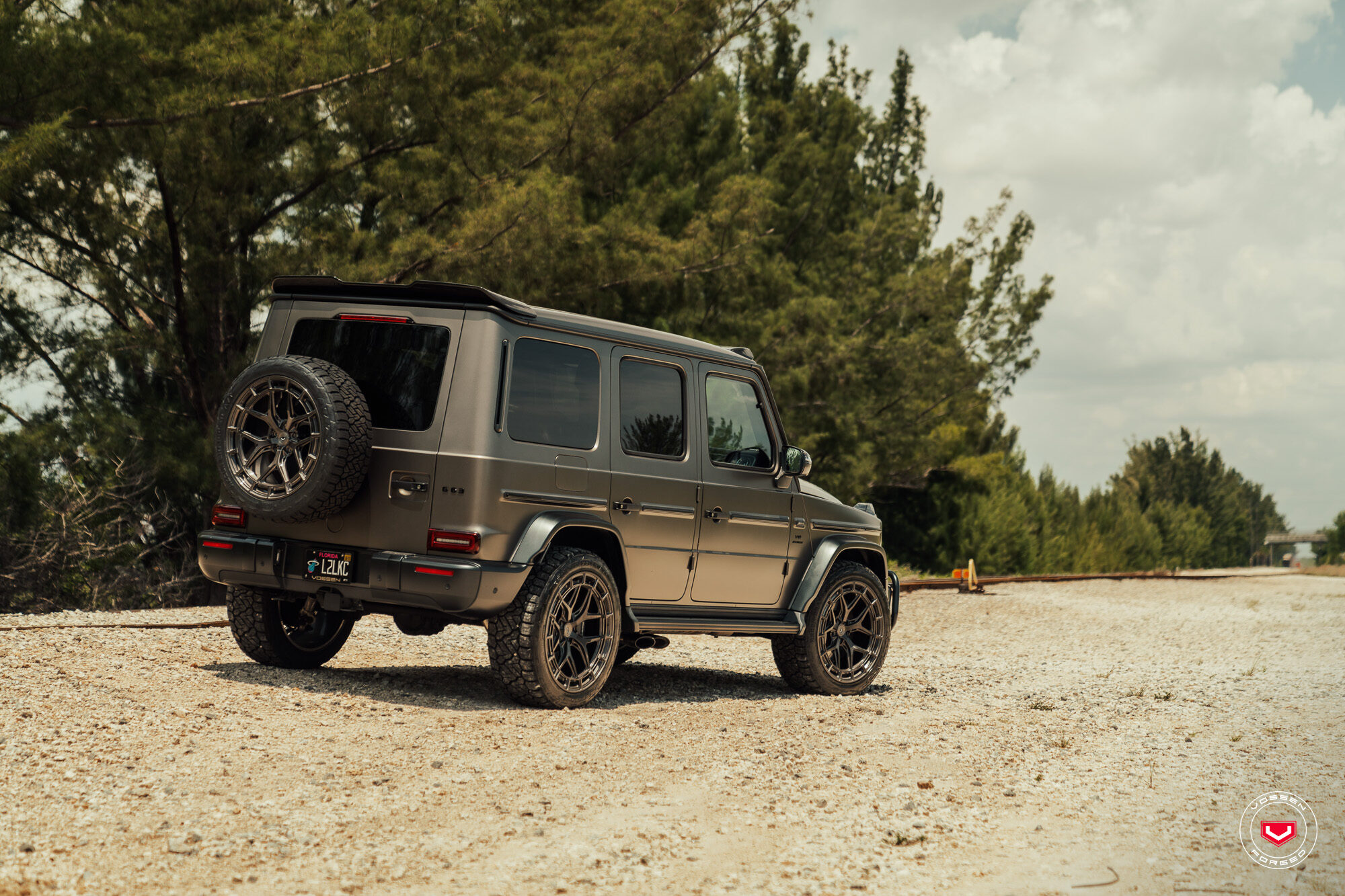 URBAN AUTOMOTIVE G63 AMG - LC3 SERIES: LC3-01 - Vossen Wheels