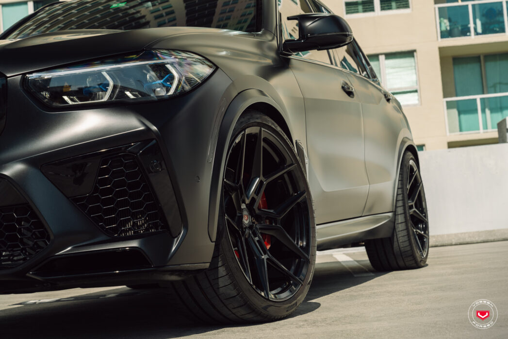 BMW X5M - EVO SERIES: EVO-4 - Vossen Wheels