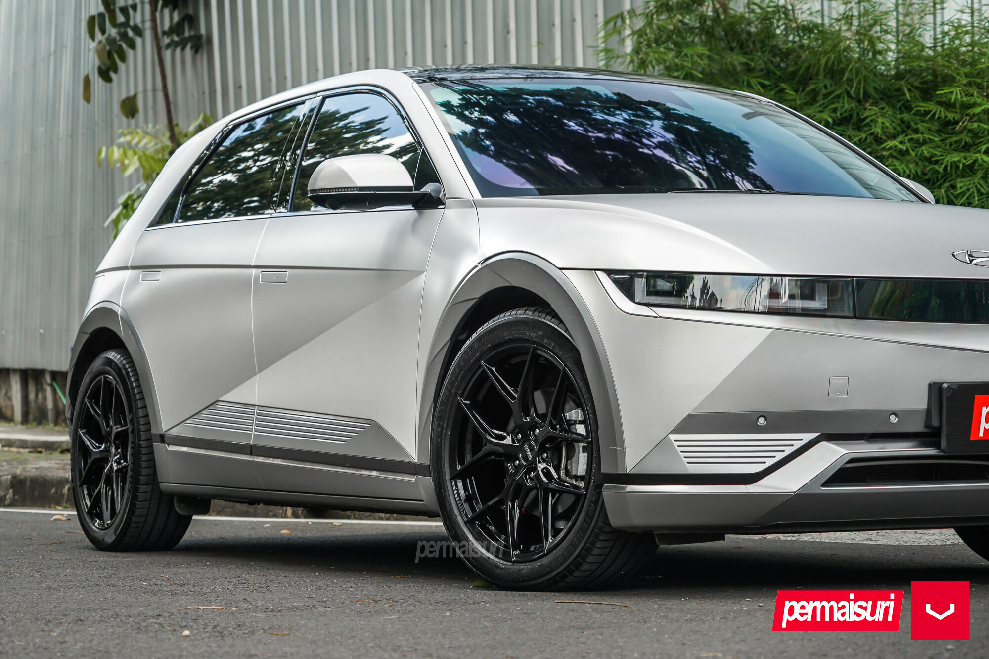 HYUNDAI IONIQ 5 - HYBRID FORGED SERIES: HF-5 - Vossen Wheels