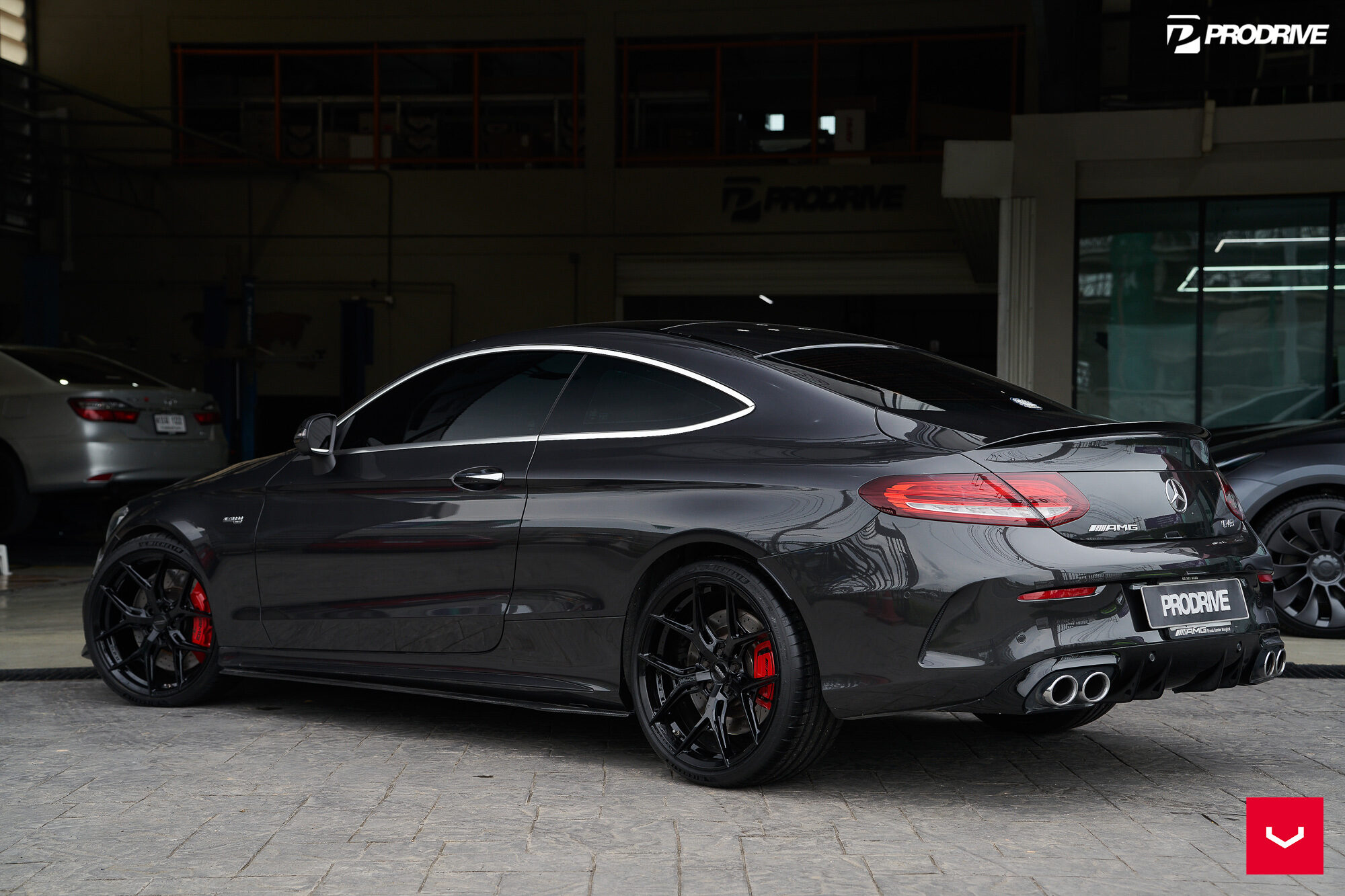 MERCEDES C63 AMG - HYBRID FORGED SERIES: HF-5 - Vossen Wheels