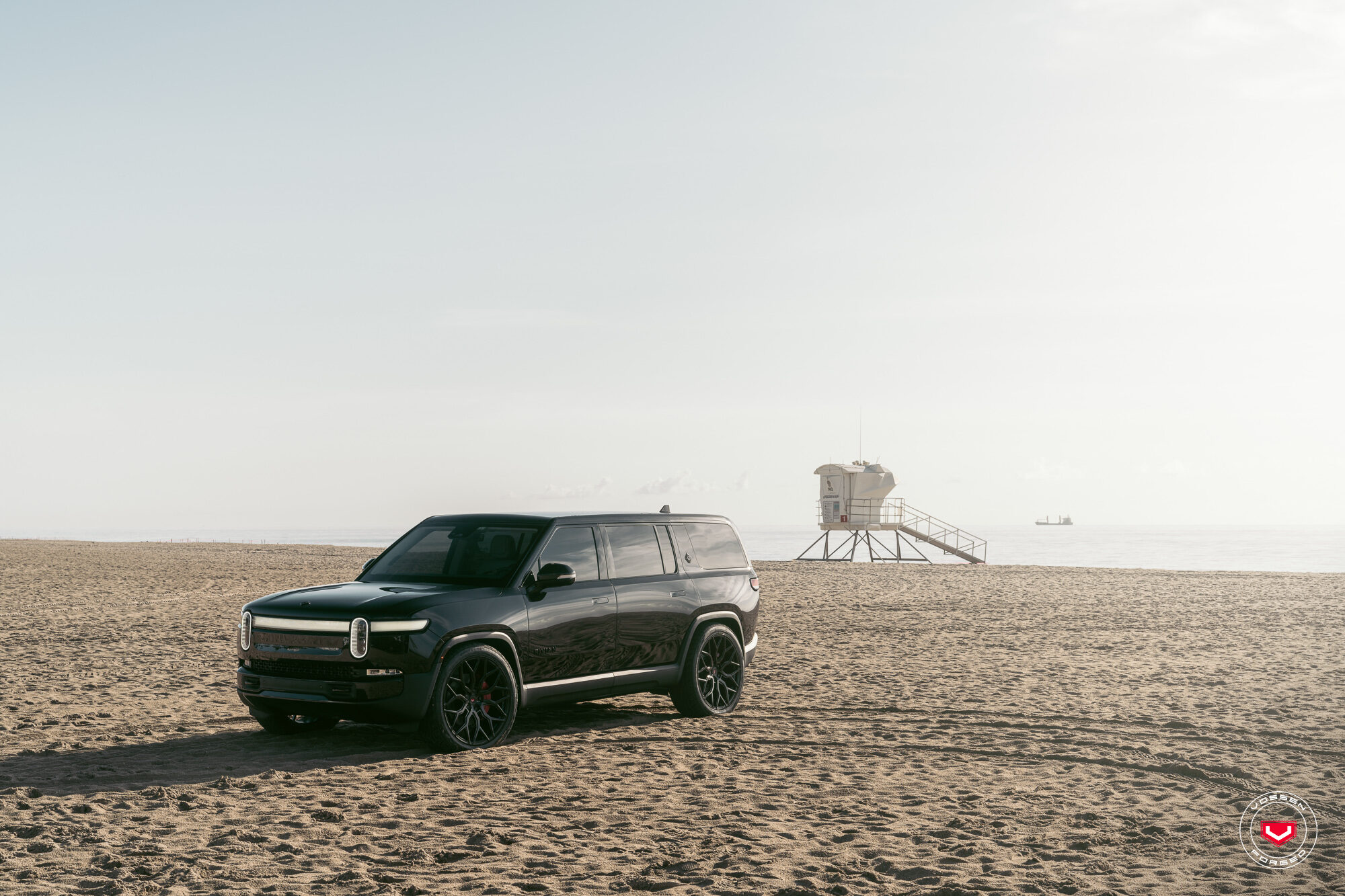 RIVIAN R1S - SERIES 17: S17-01 - Vossen Wheels