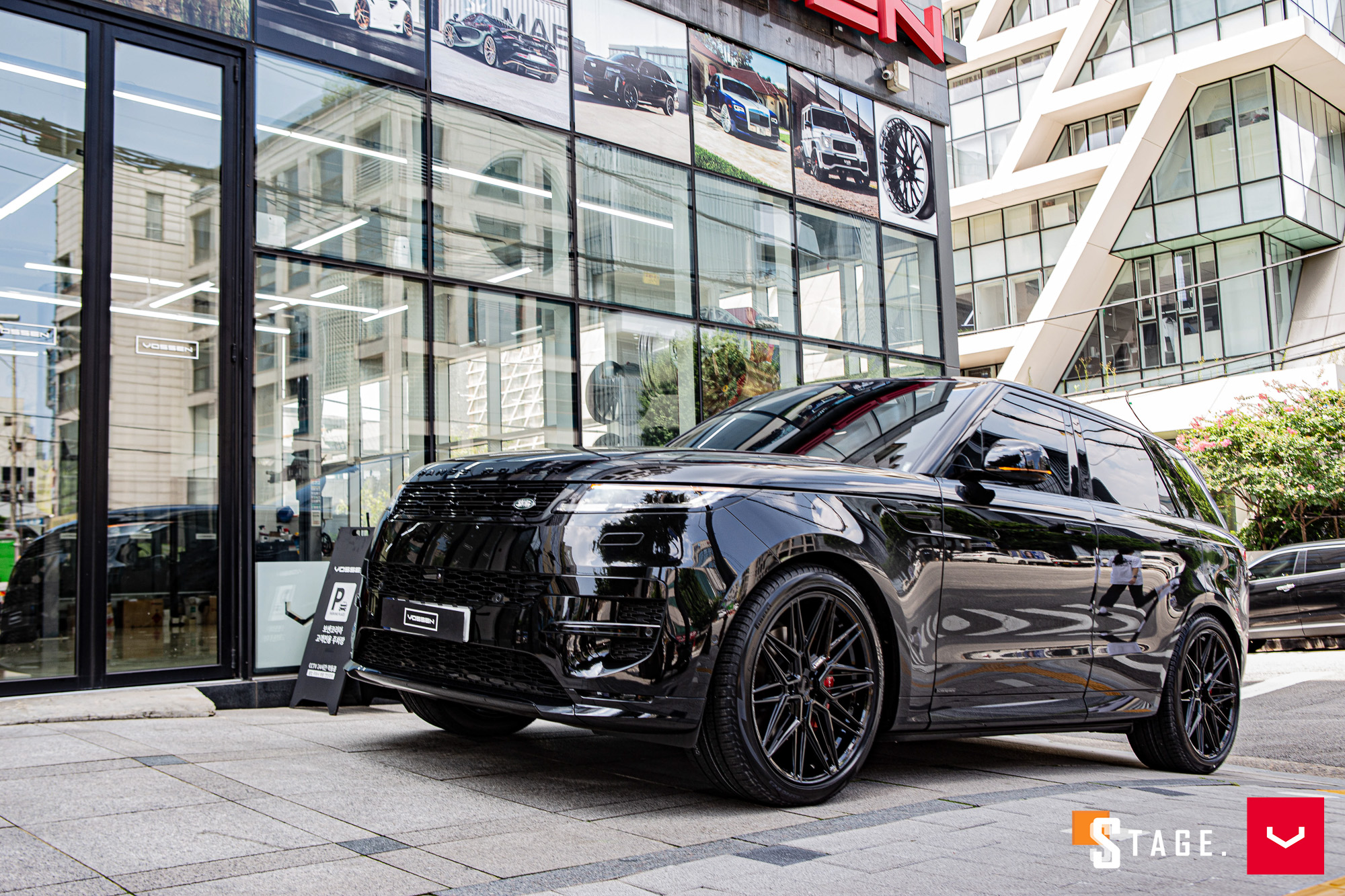 RANGE ROVER SPORT - HYBRID FORGED SERIES: HF-7 - Vossen Wheels