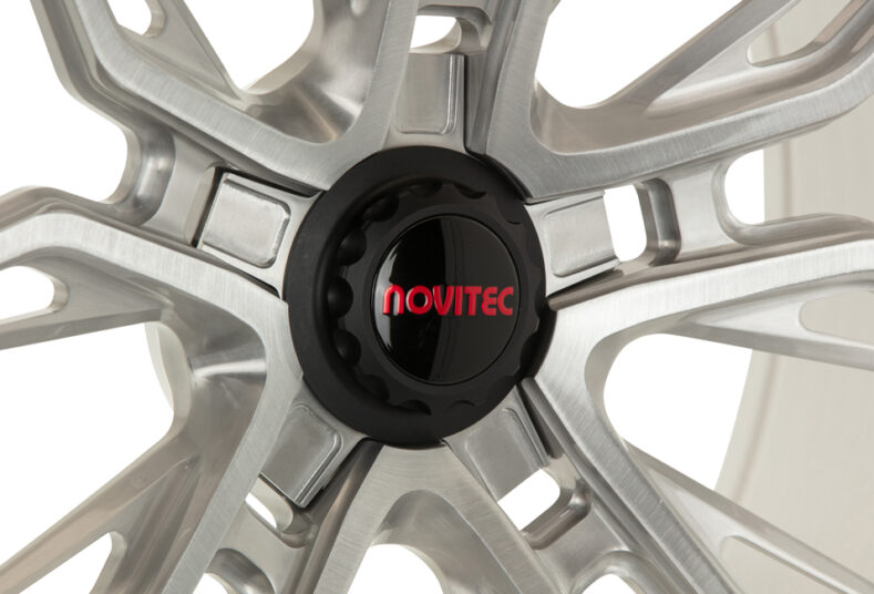 NF11 - Vossen Wheels