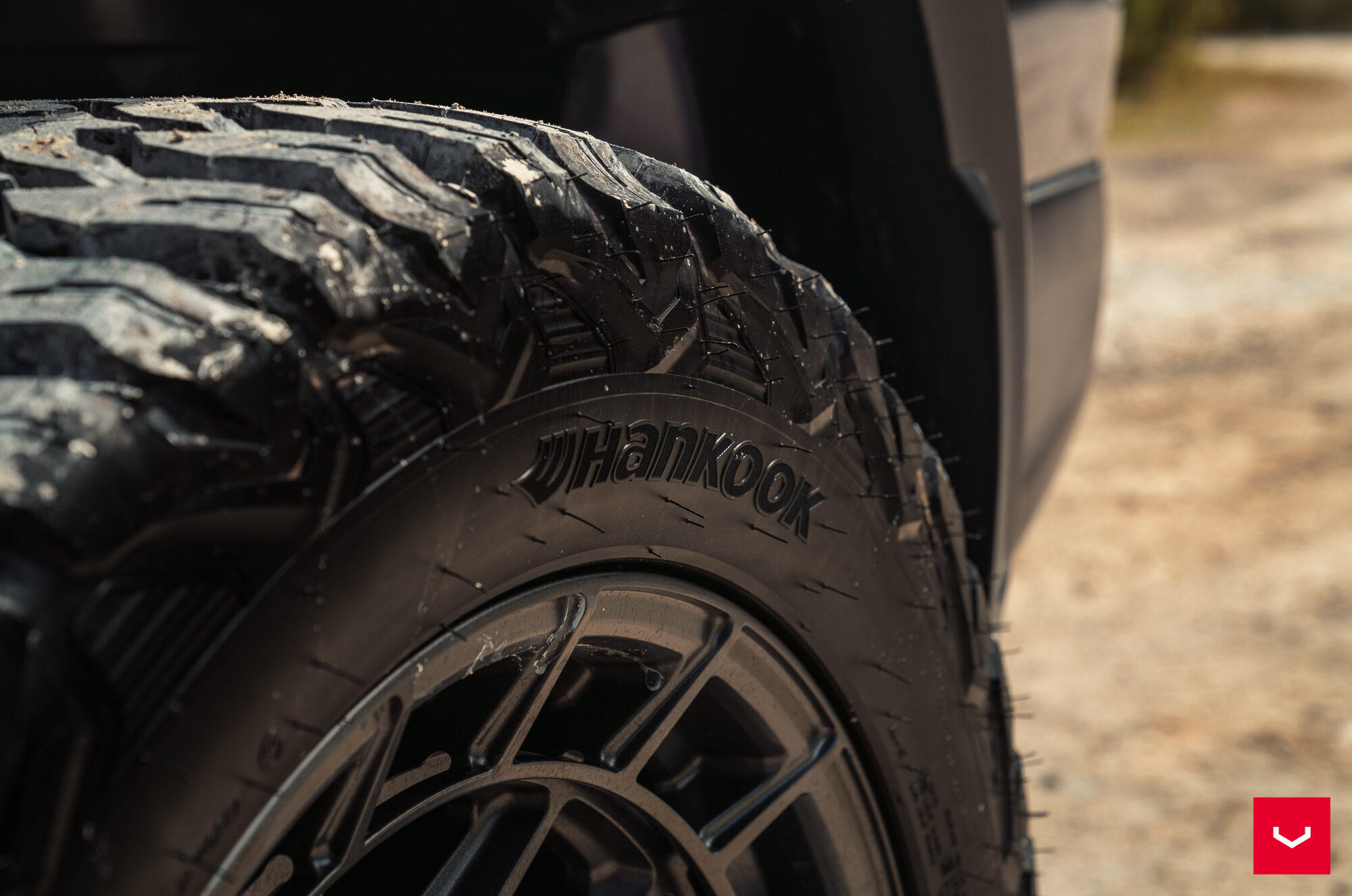 FORD RAPTOR R - HYBRID FORGED SERIES: HFX-1 - Vossen Wheels