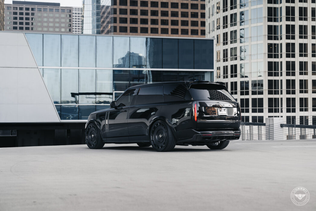 LAND ROVER RANGE ROVER - URBAN AUTOMOTIVE X VOSSEN: UV-7 - Vossen Wheels