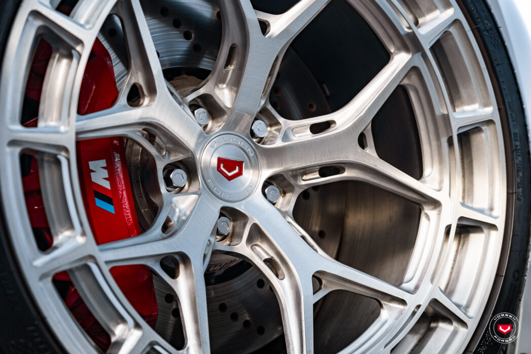 BMW G87 M2 - LC3 SERIES: LC3-01 - Vossen Wheels