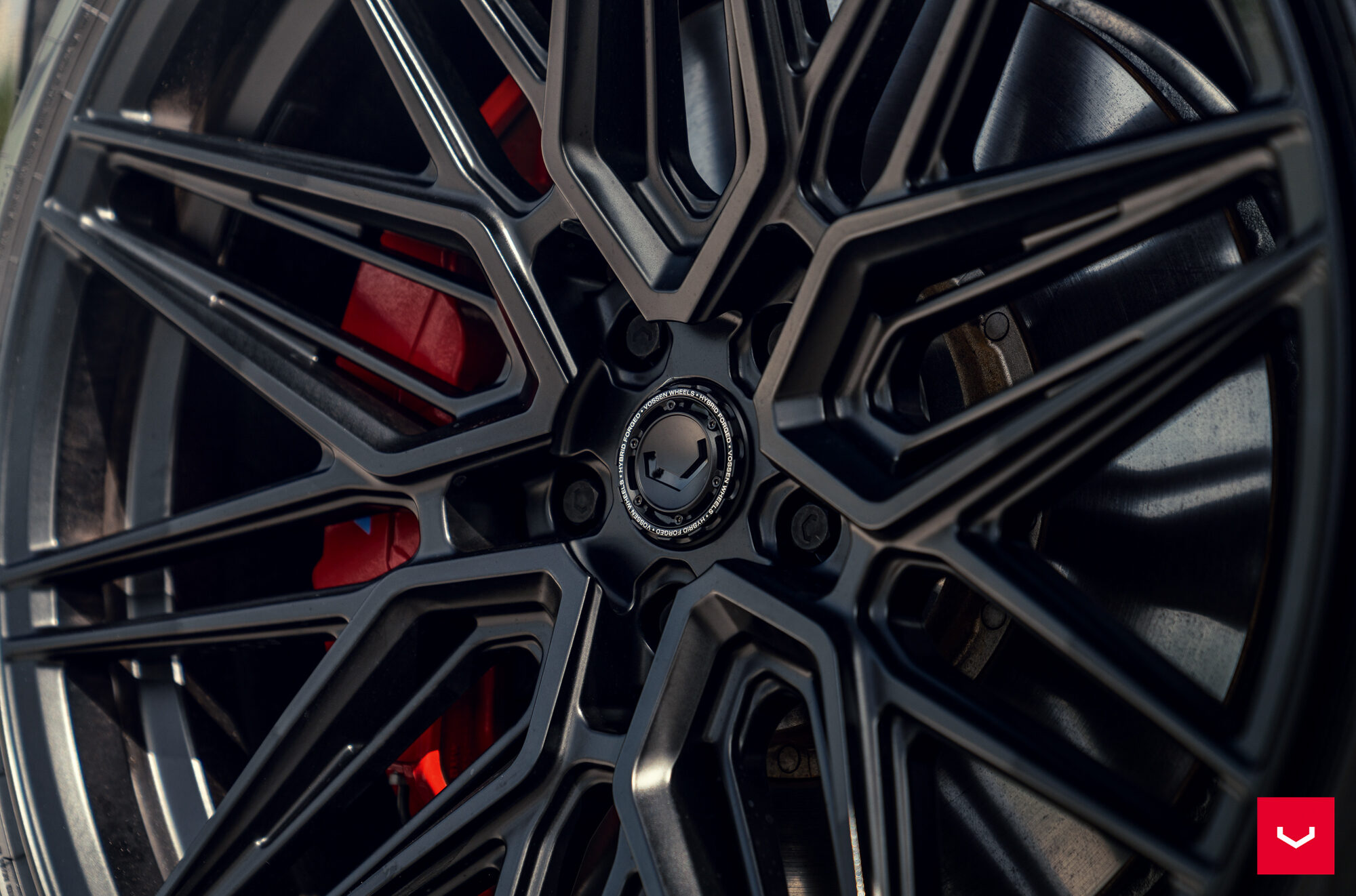 BMW XM - HYBRID FORGED SERIES: HF-7 - Vossen Wheels