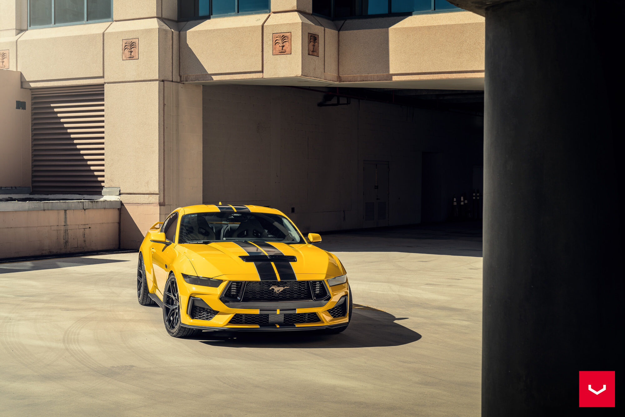 FORD MUSTANG S650 - HYBRID FORGED SERIES: HF-5 - Vossen Wheels