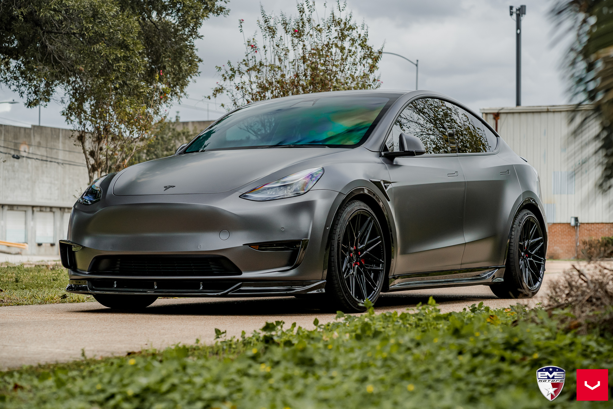 TESLA MODEL Y - HYBRID FORGED SERIES: HF-7 - Vossen Wheels