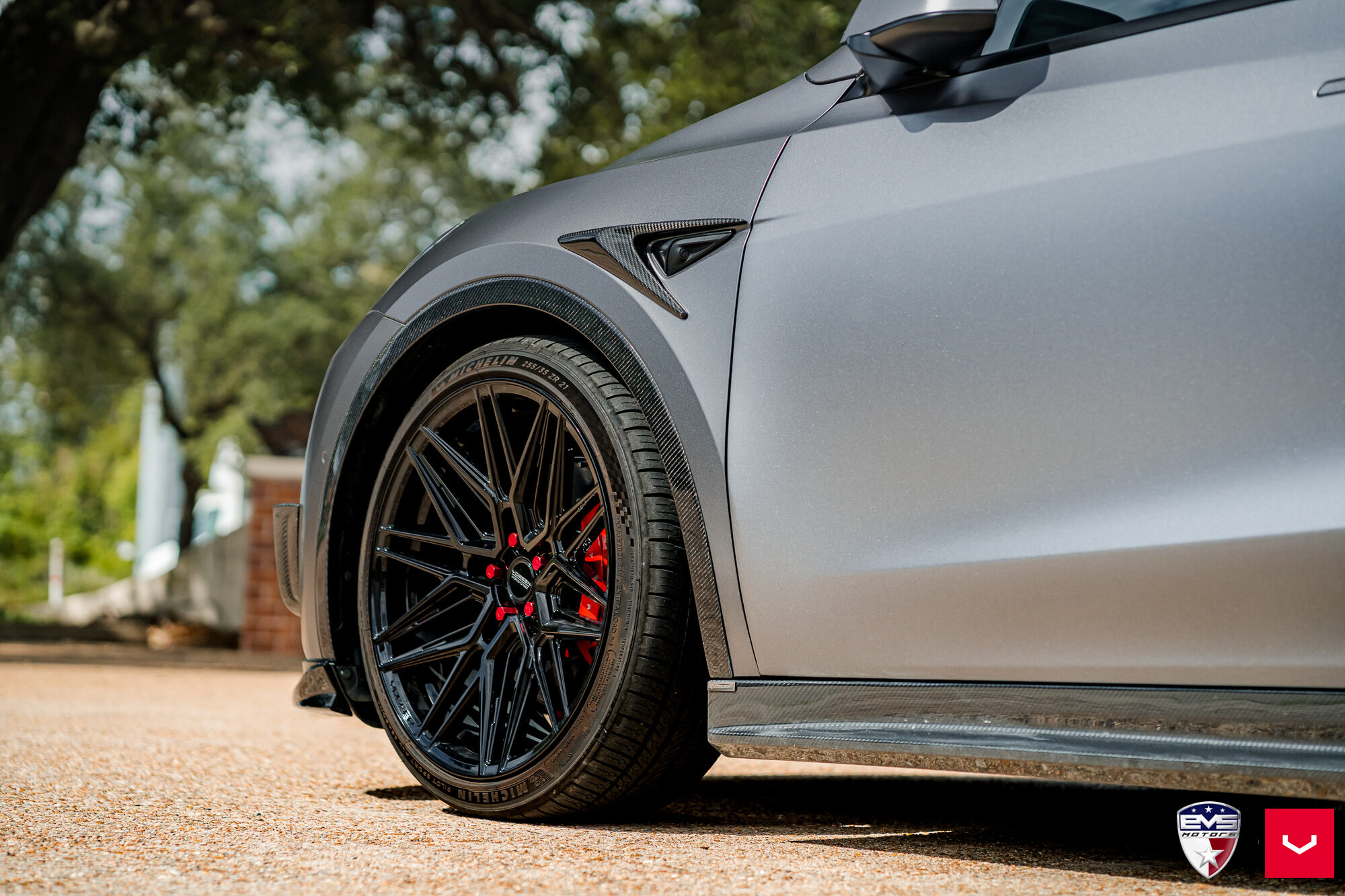 TESLA MODEL Y - HYBRID FORGED SERIES: HF-7 - Vossen Wheels
