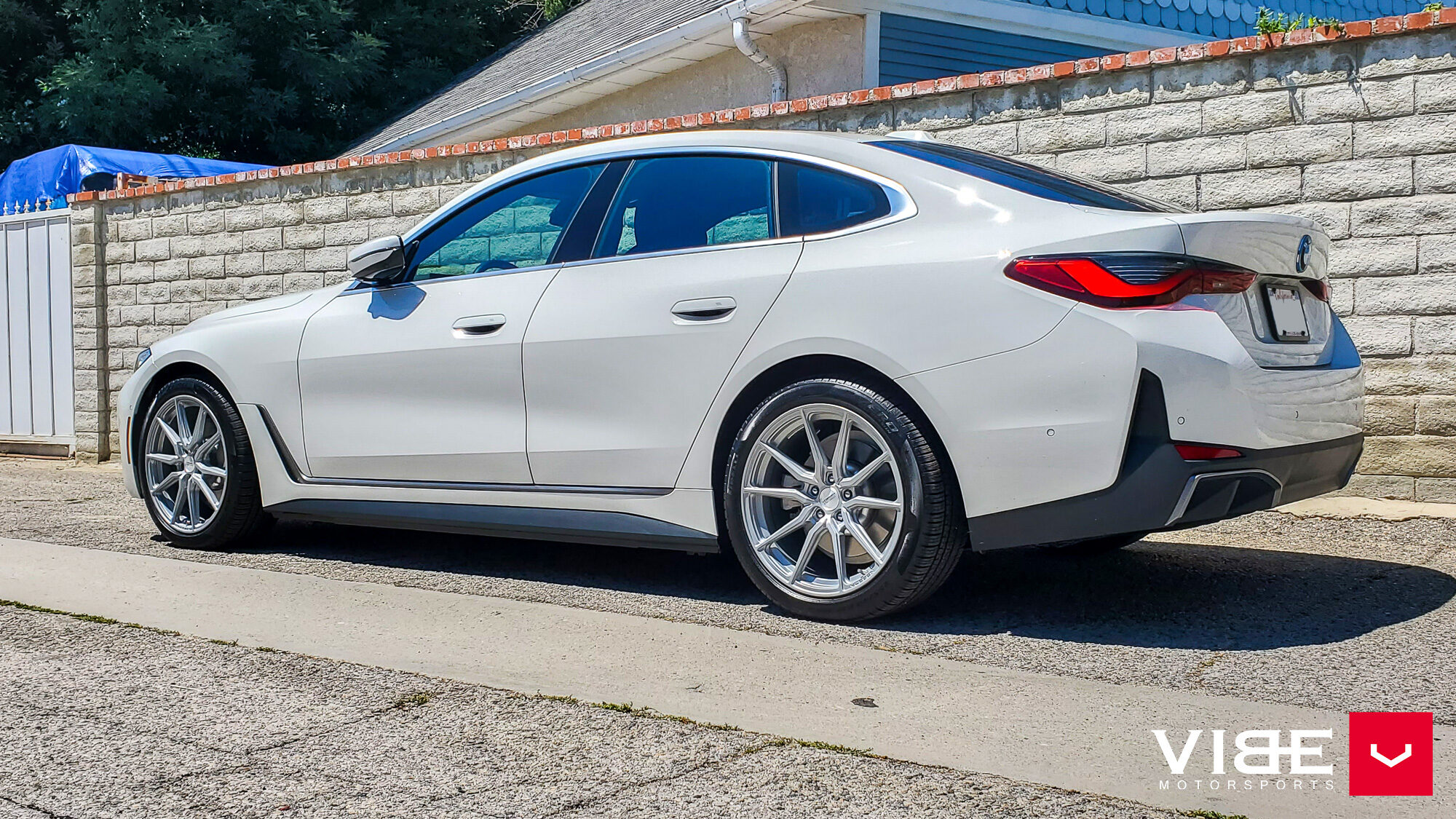 BMW i4 - HYBRID FORGED SERIES: HF-3 - Vossen Wheels