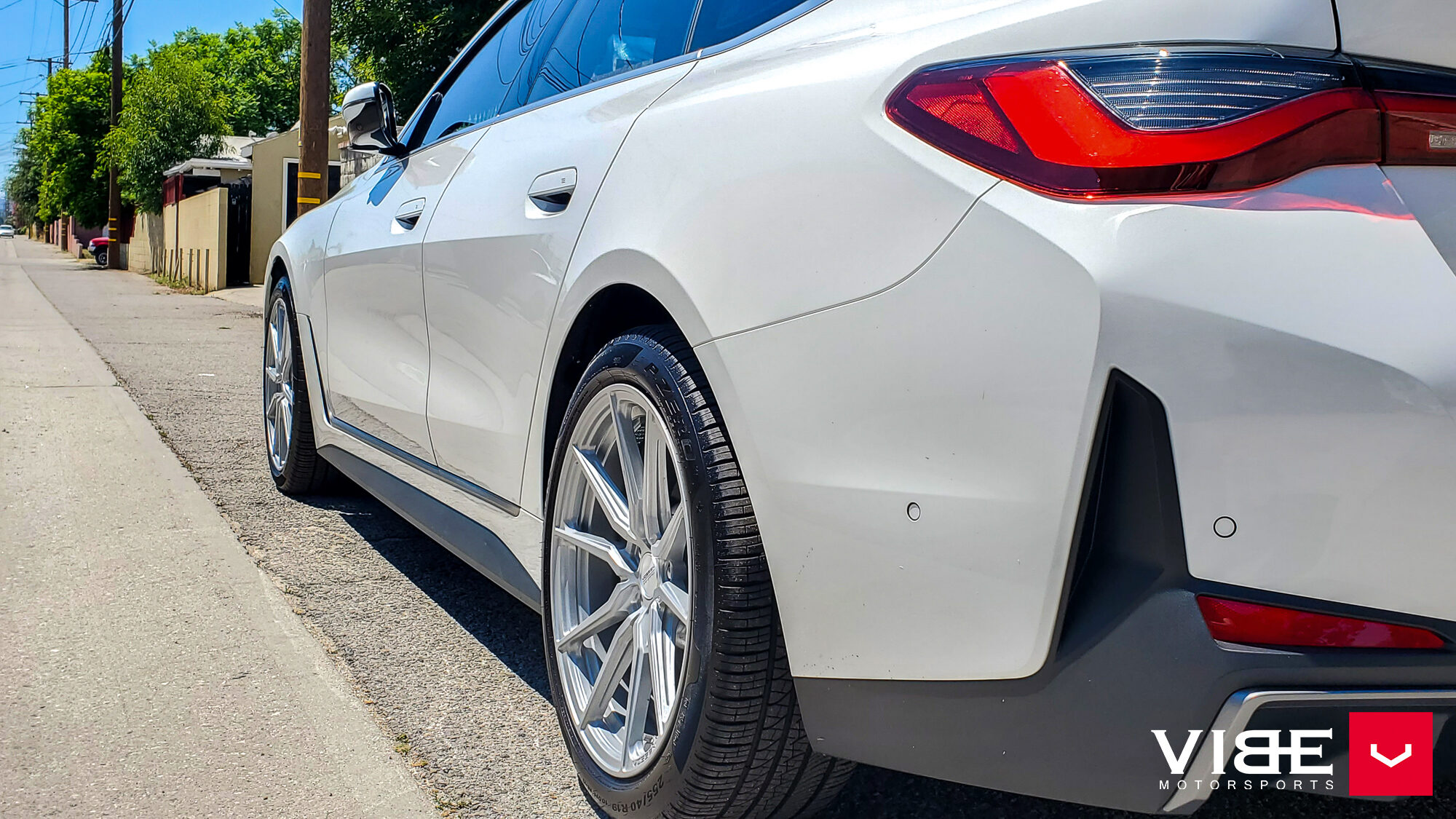 BMW i4 - HYBRID FORGED SERIES: HF-3 - Vossen Wheels