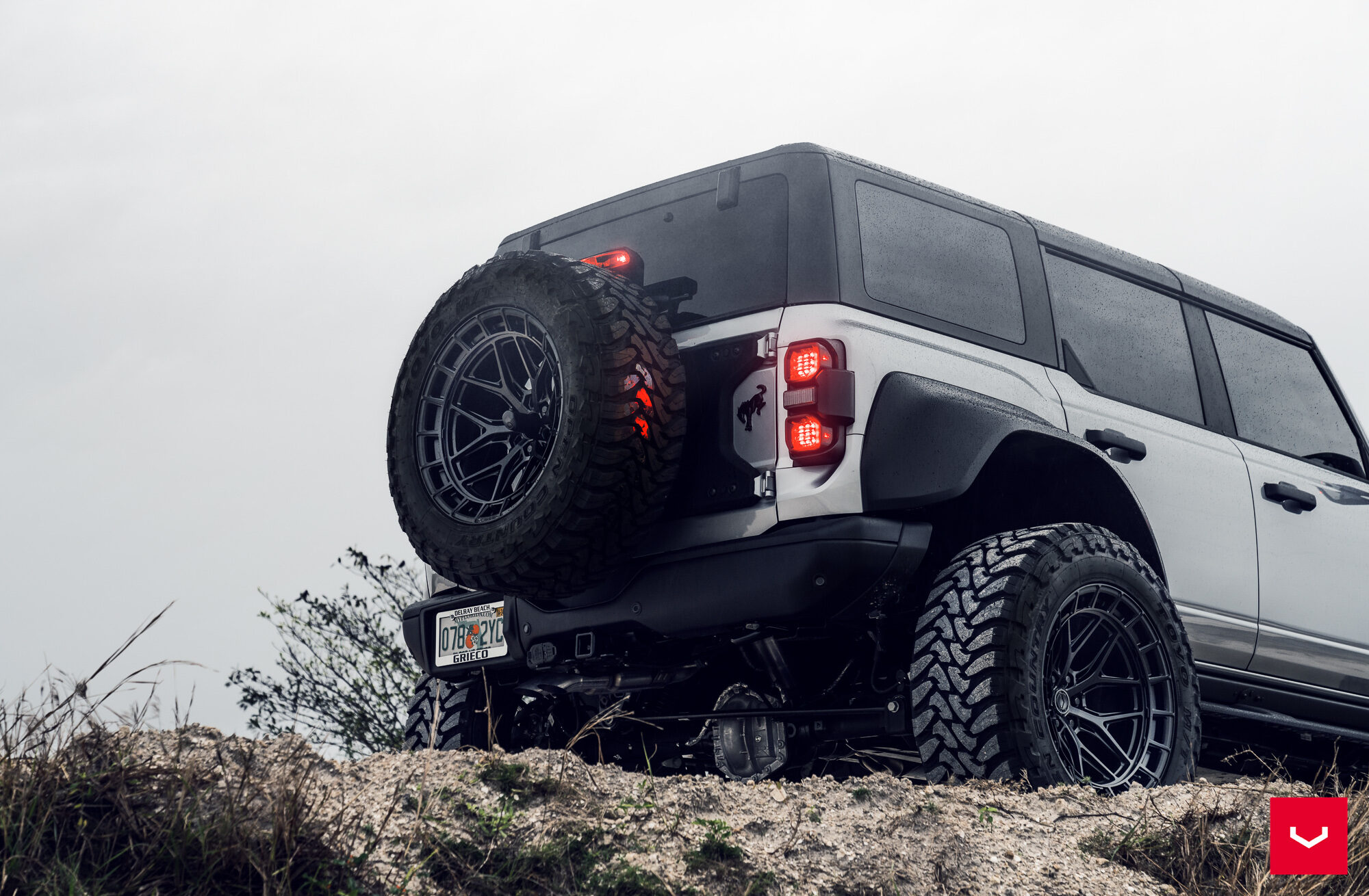 FORD BRONCO RAPTOR - HYBRID FORGED SERIES: HFX-1 - Vossen Wheels