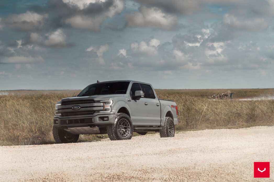 FORD F-150 - HYBRID FORGED SERIES: HFX-1 - Vossen Wheels