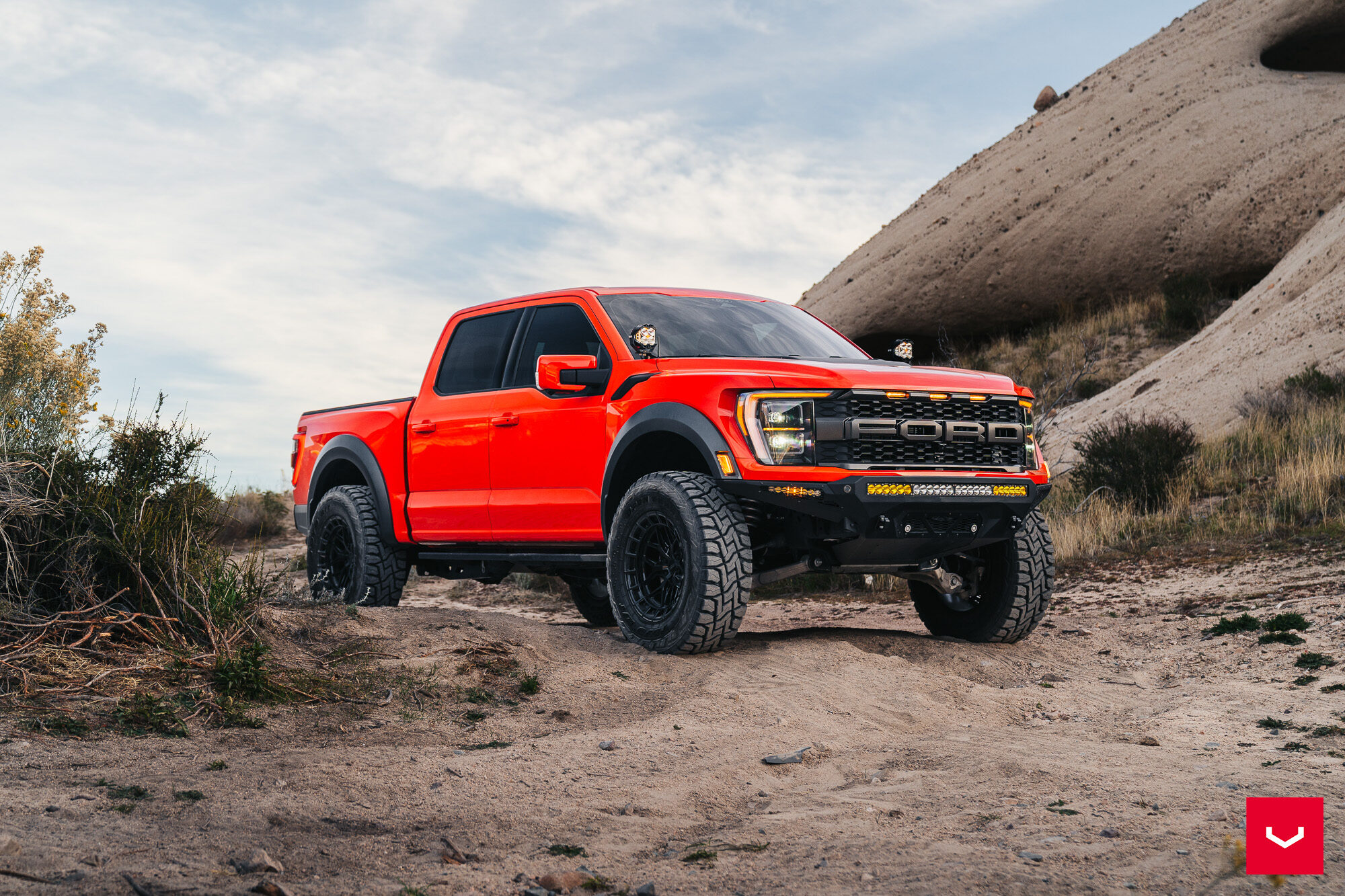 FORD RAPTOR - HYBRID FORGED SERIES: HFX-1 - Vossen Wheels