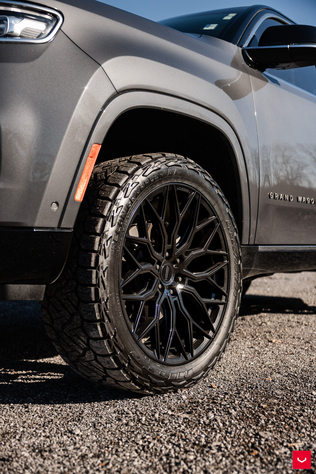 JEEP GRAND WAGONEER - HYBRID FORGED SERIES: HF6-3 - Vossen Wheels