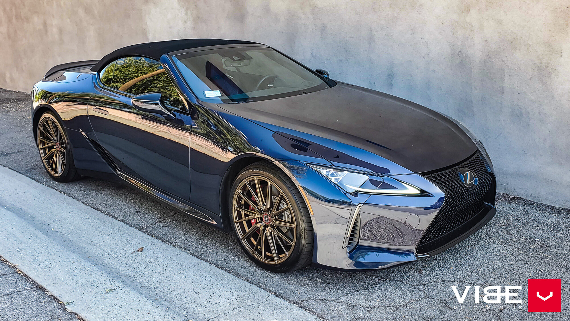 LEXUS LC500 - HYBRID FORGED SERIES: HF-4T - Vossen Wheels
