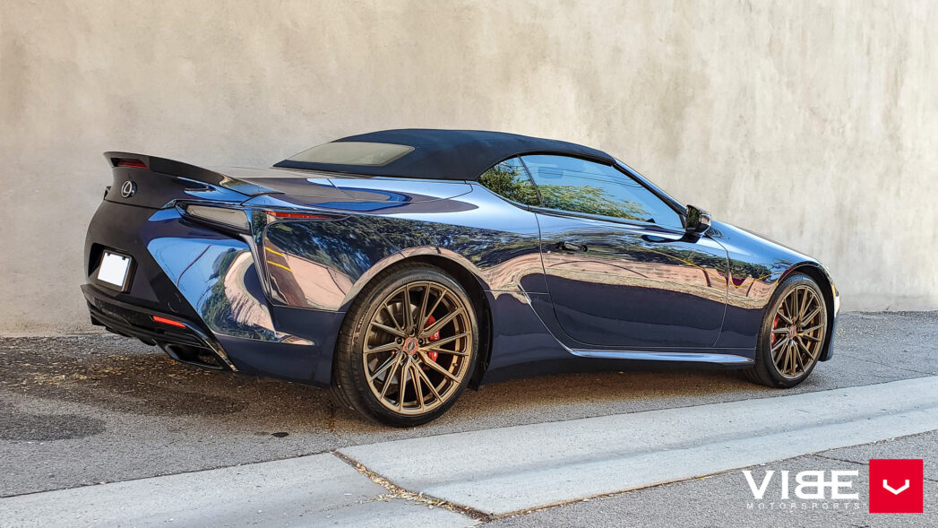 LEXUS LC500 - HYBRID FORGED SERIES: HF-4T - Vossen Wheels
