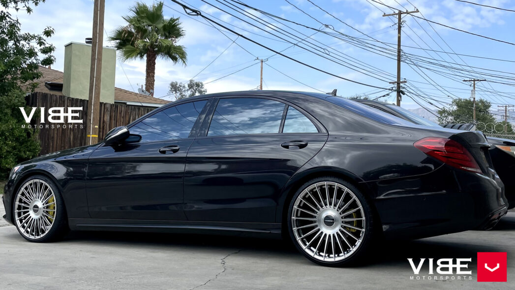 MERCEDES S550 - HYBRID FORGED SERIES: HF-8 - Vossen Wheels