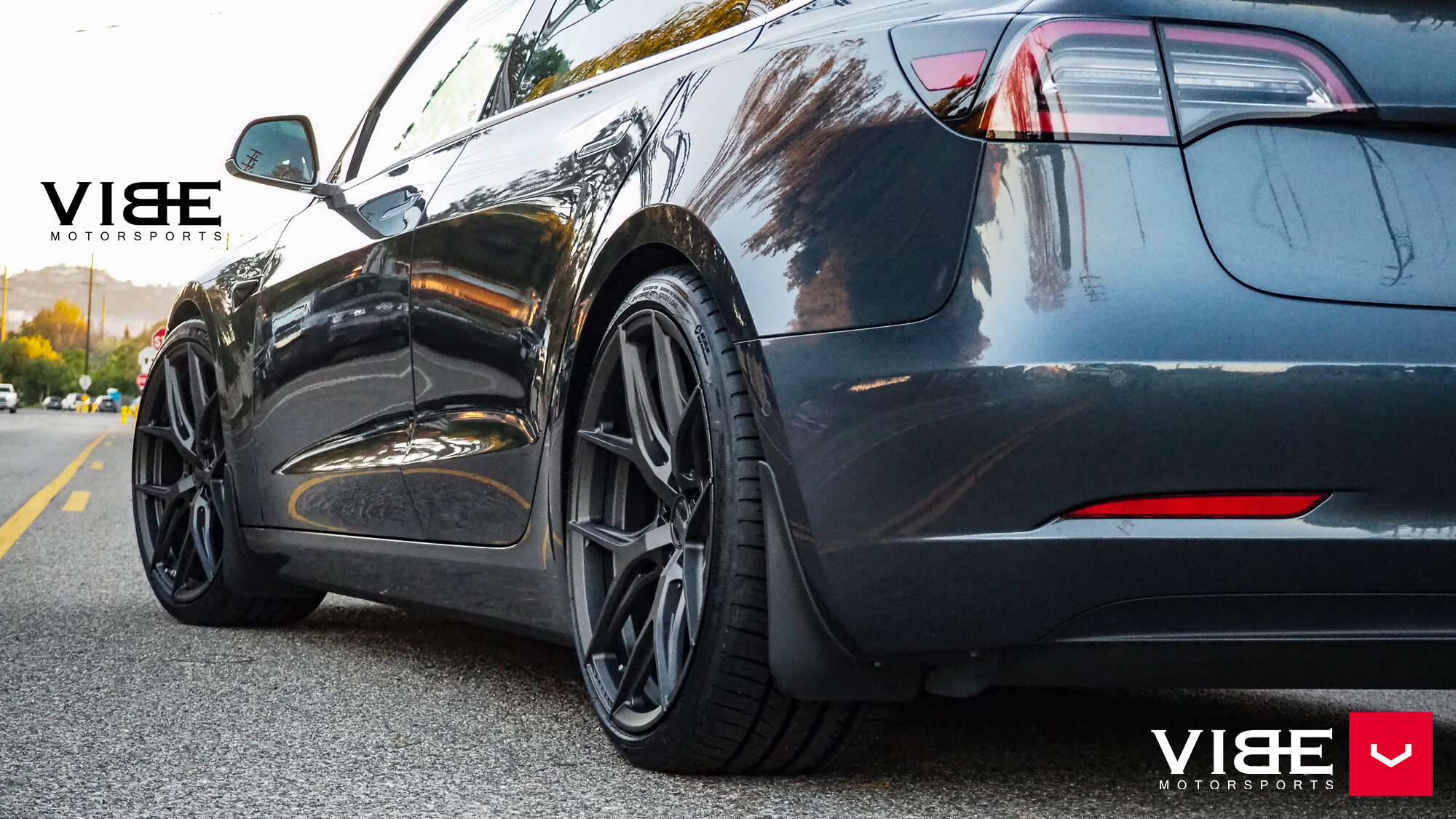 TESLA MODEL 3 - HYBRID FORGED SERIES: HF-5 - Vossen Wheels