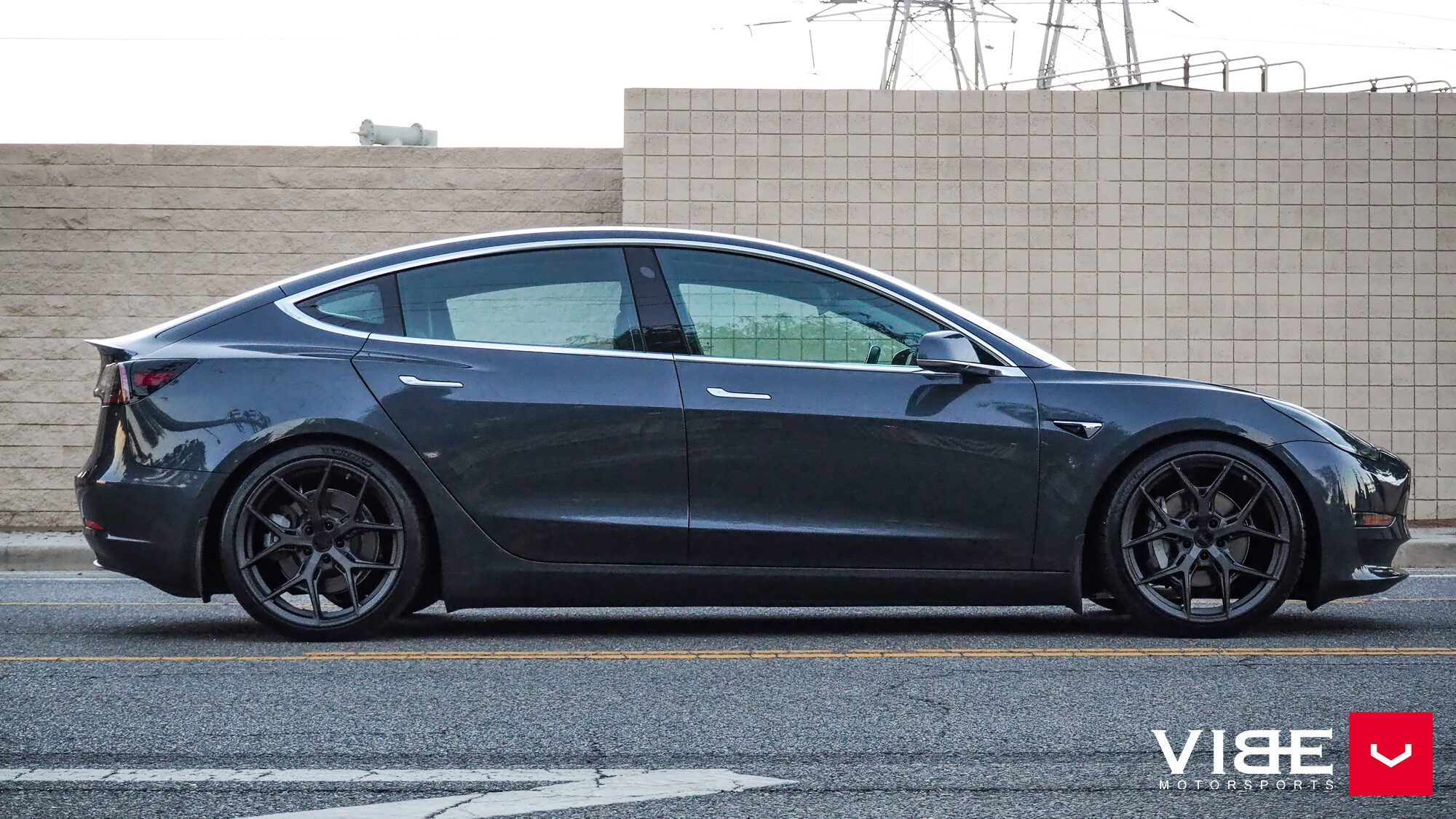 TESLA MODEL 3 - HYBRID FORGED SERIES: HF-5 - Vossen Wheels