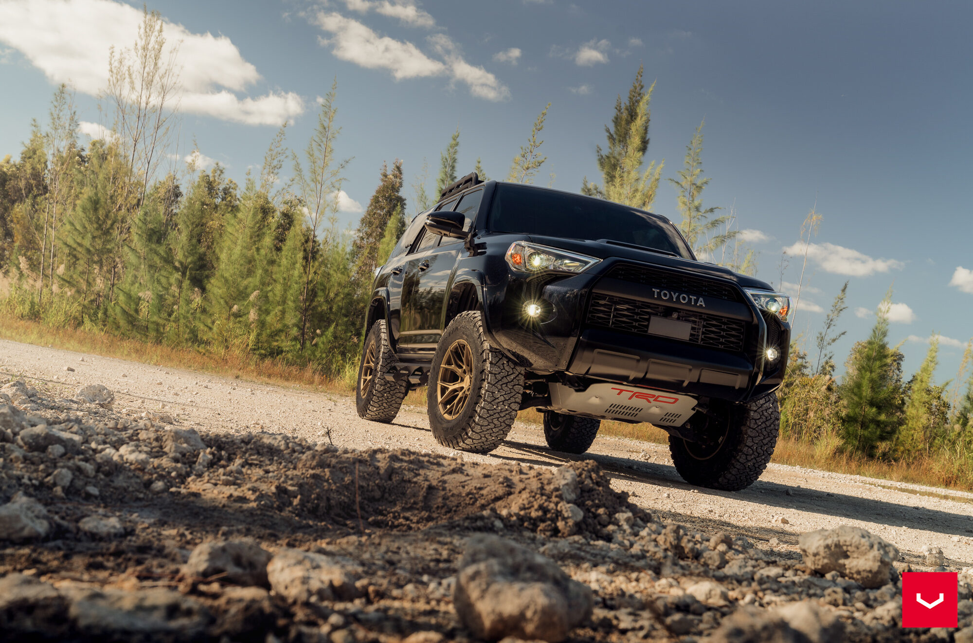 TOYOTA 4RUNNER - HYBRID FORGED SERIES: HF6-4 - Vossen Wheels