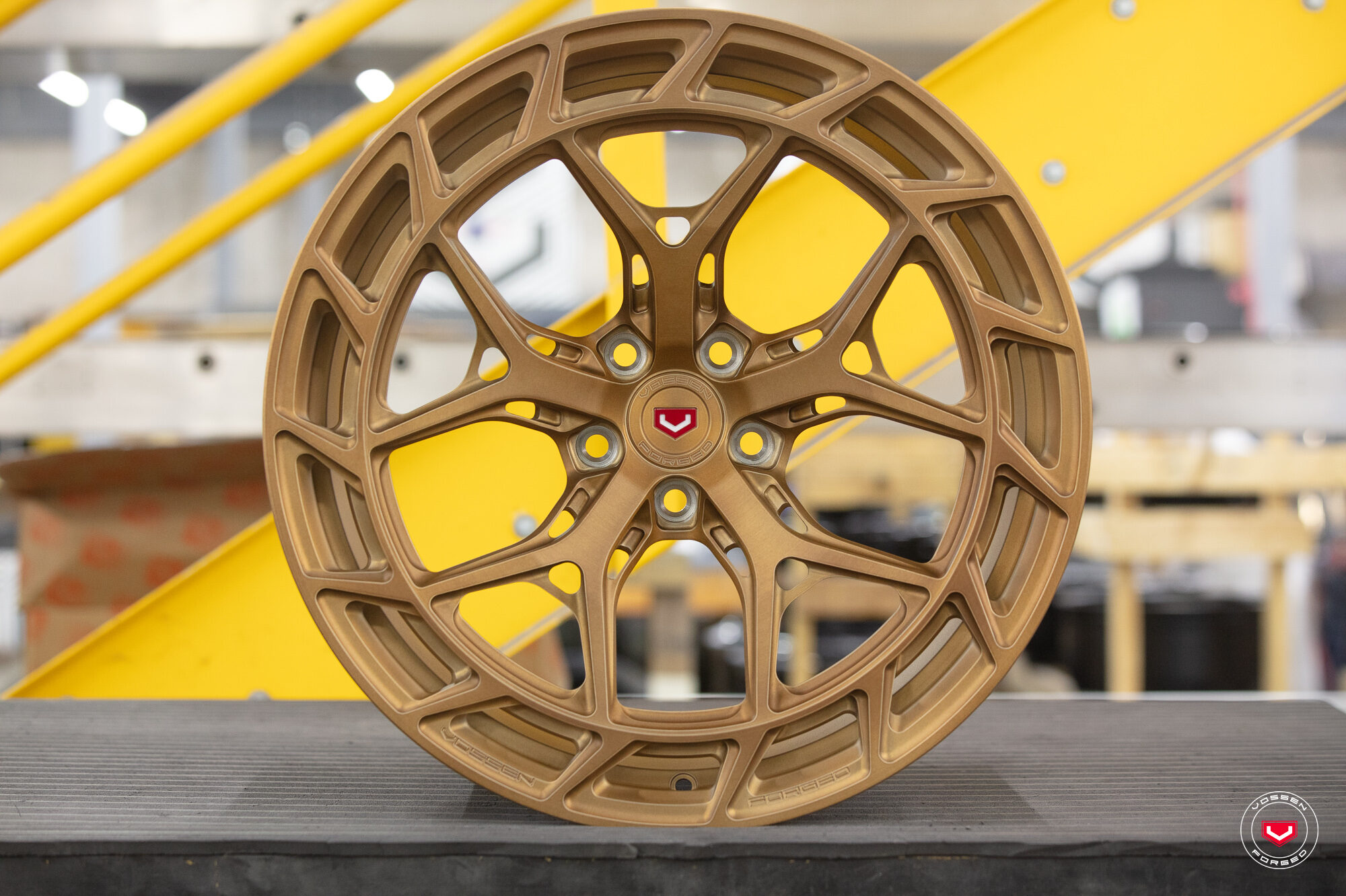 LC3 SERIES: LC3-01T - Vossen Wheels