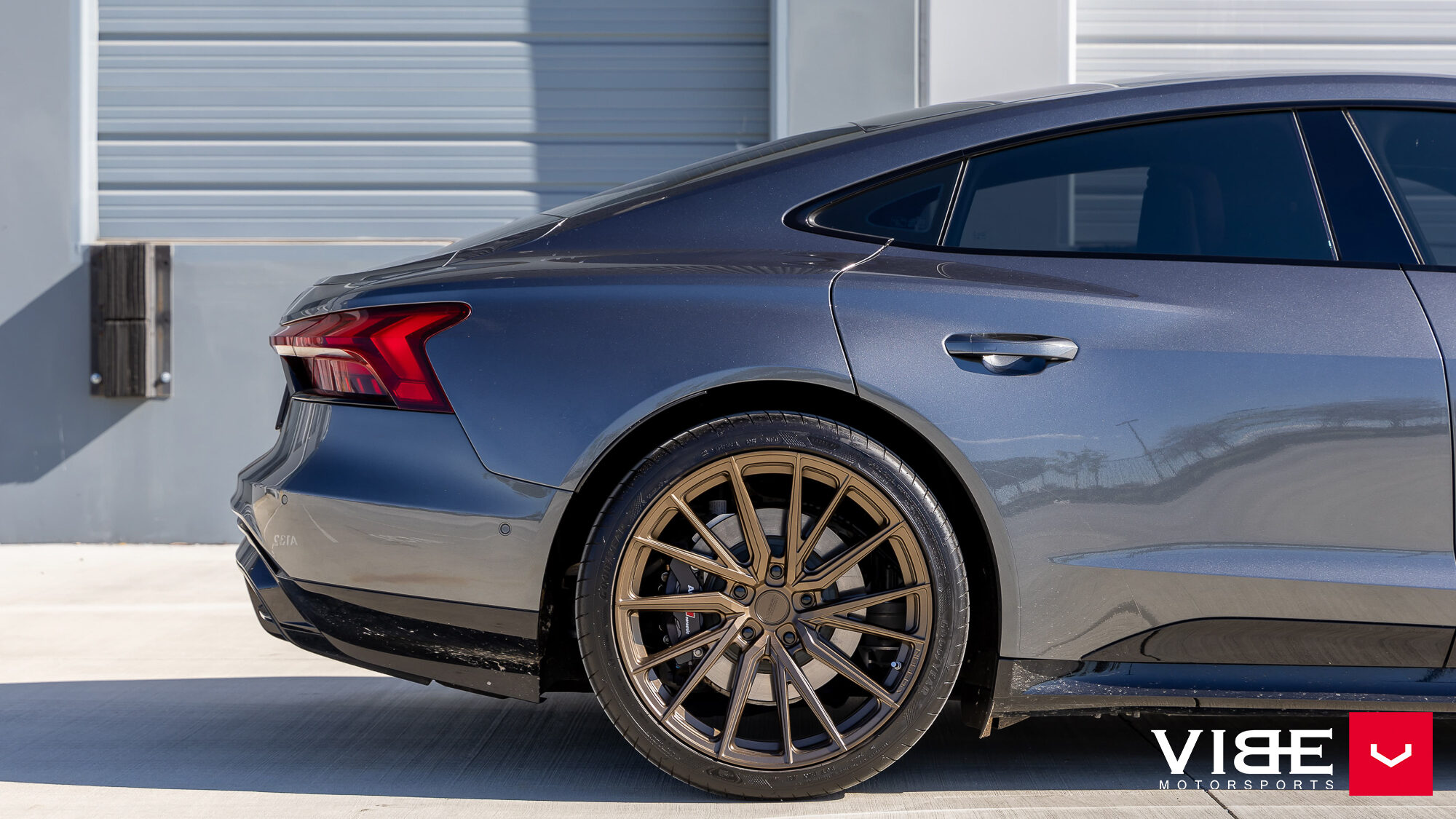 AUDI E-TRON GT - HYBRID FORGED SERIES: HF-4T - Vossen Wheels