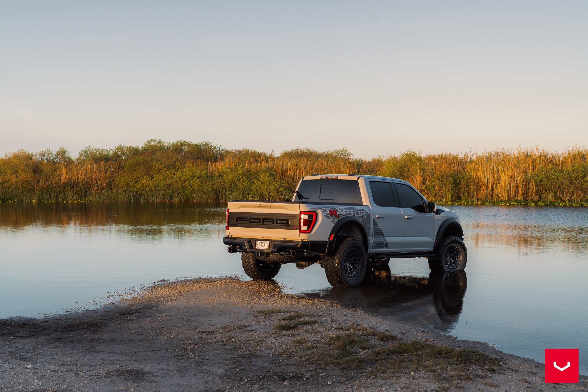 FORD RAPTOR R - HYBRID FORGED SERIES: HFX-1 - Vossen Wheels