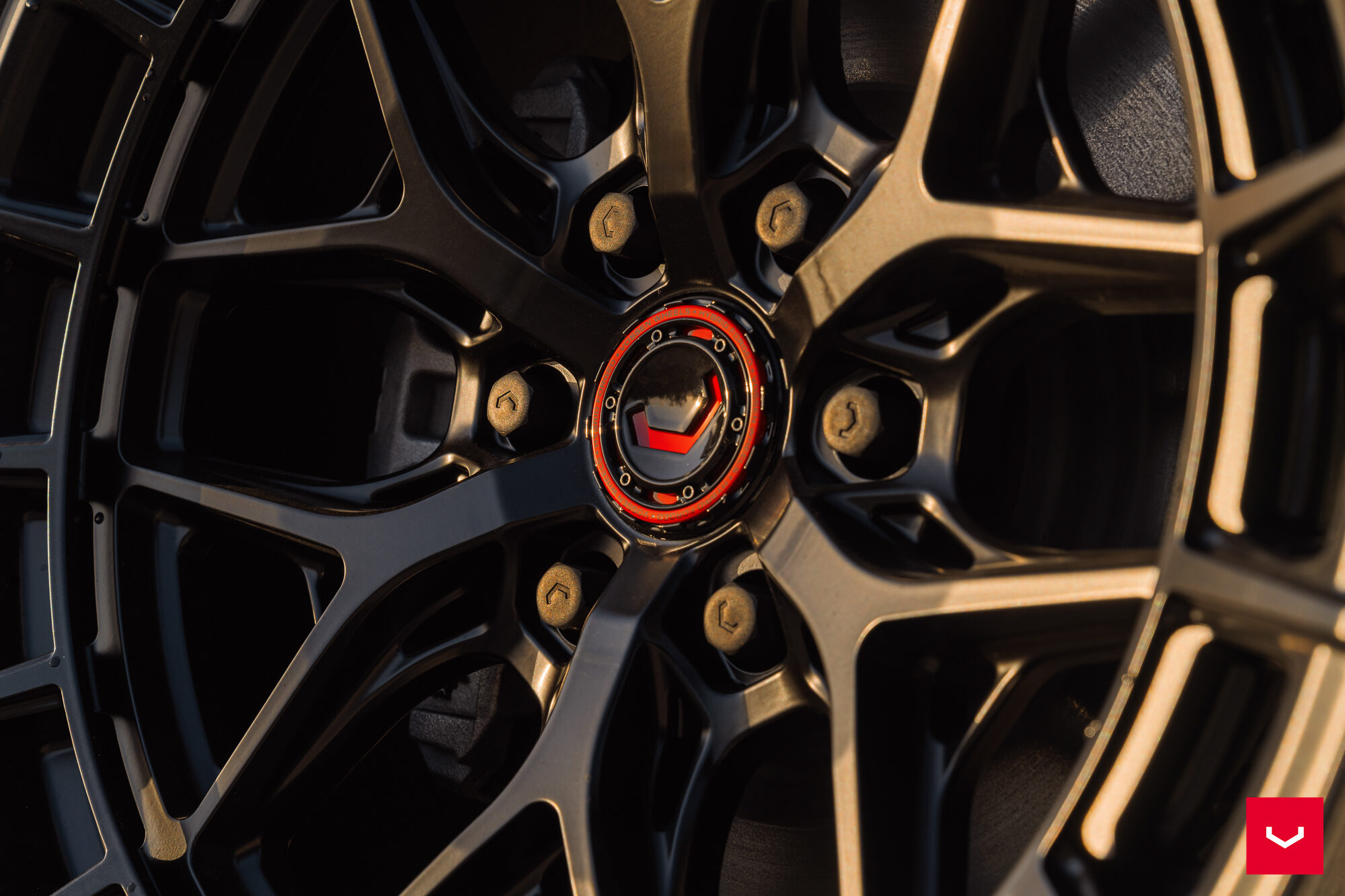 FORD RAPTOR R - HYBRID FORGED SERIES: HFX-1 - Vossen Wheels