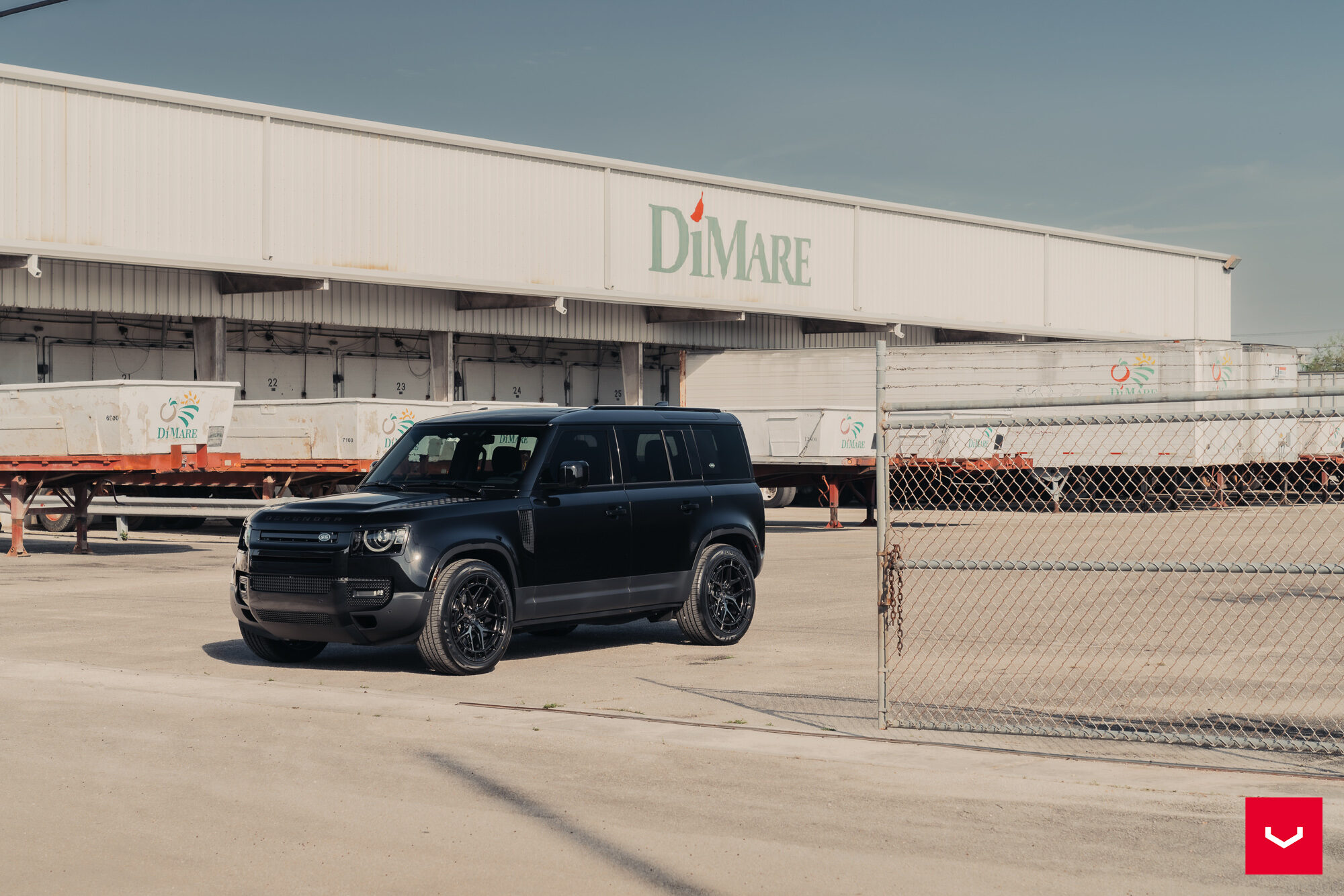LAND ROVER DEFENDER - HYBRID FORGED SERIES: HFX-1 (5-LUG) - Vossen Wheels