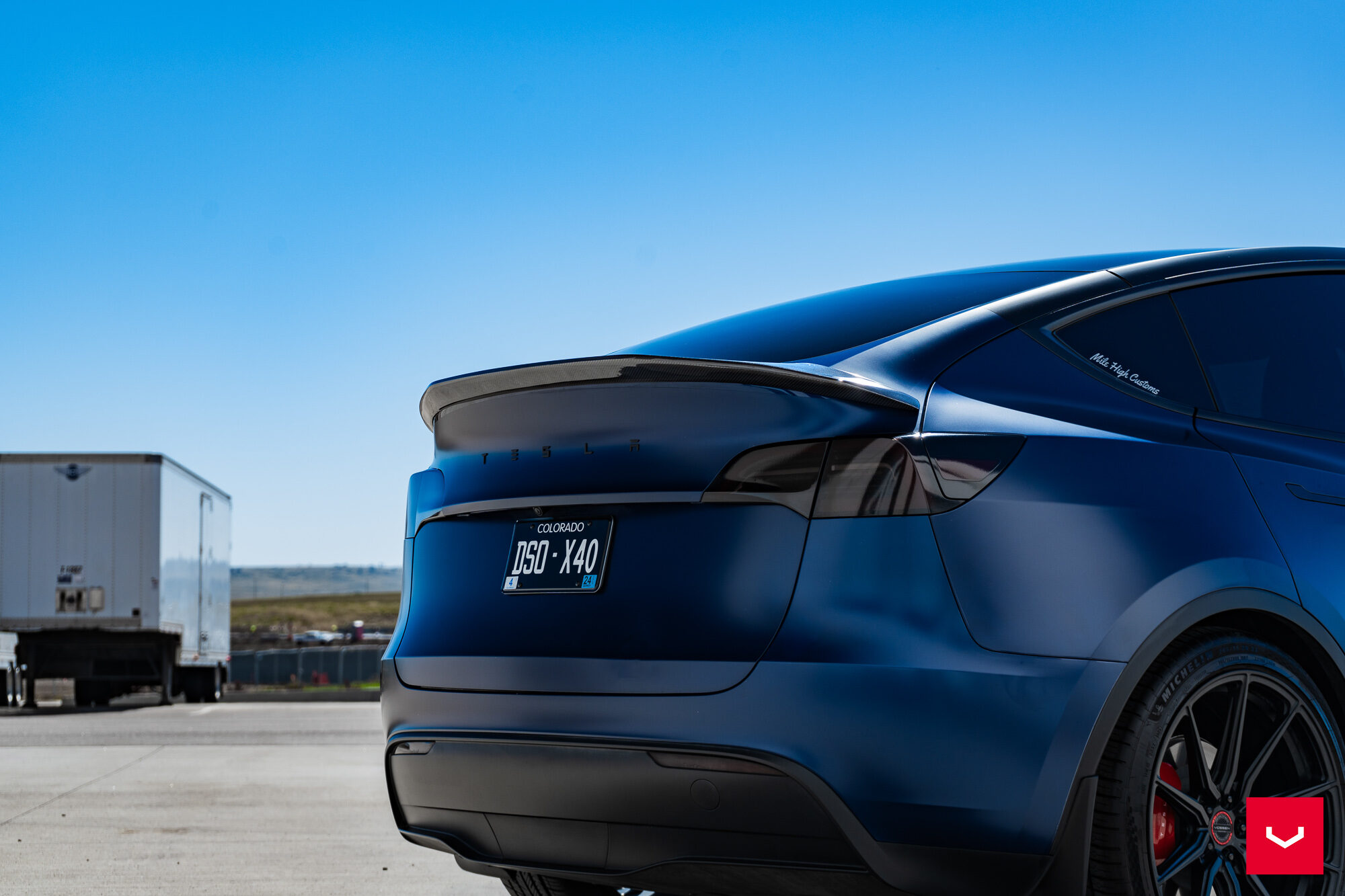 TESLA MODEL Y - HYBRID FORGED SERIES: HF-3 - Vossen Wheels