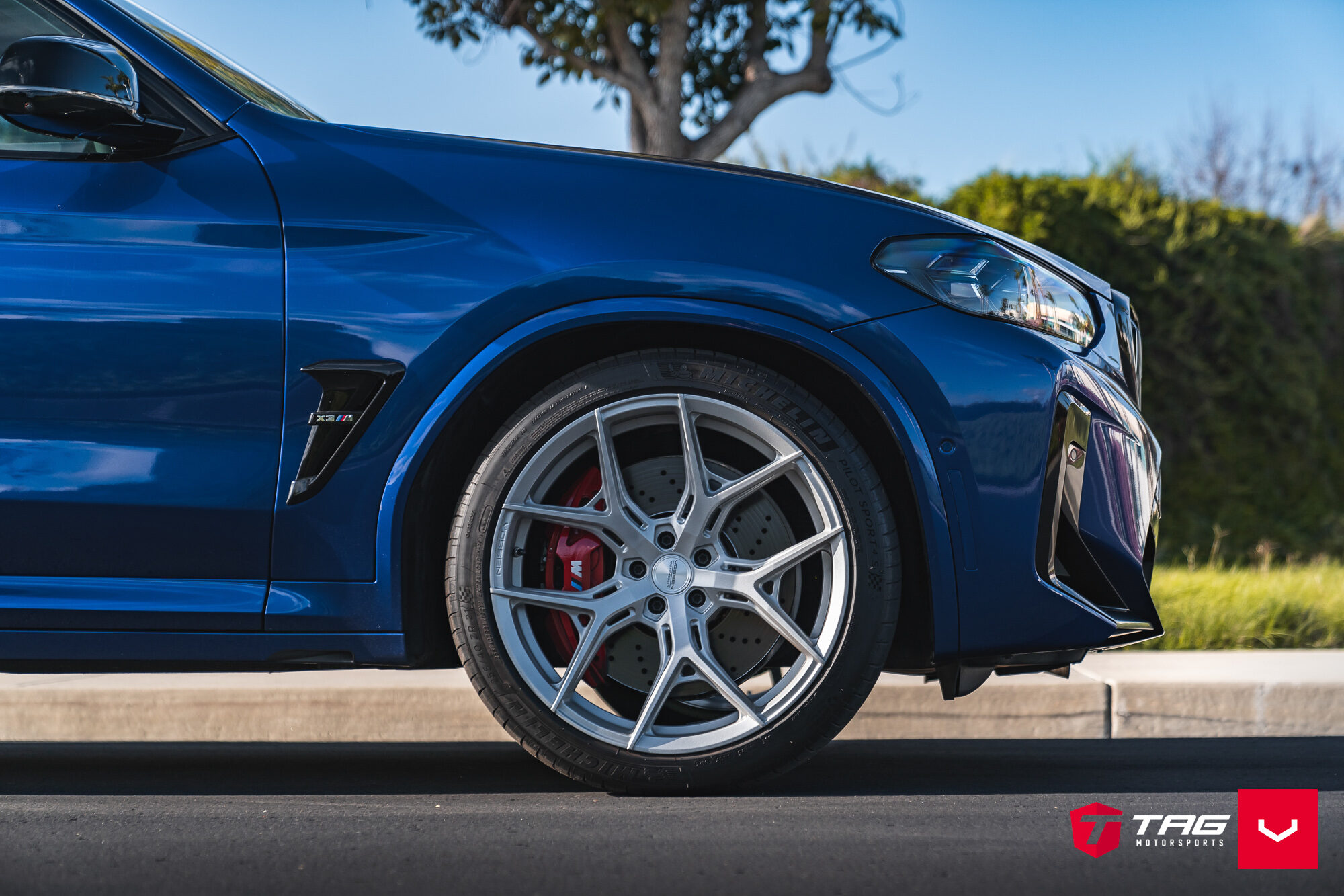 BMW X3M - HYBRID FORGED SERIES: HF-5 - Vossen Wheels