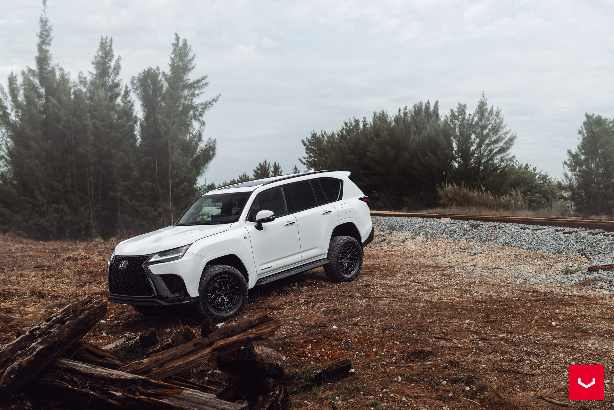 LEXUS LX600 - HYBRID FORGED SERIES: HFX-1 - Vossen Wheels